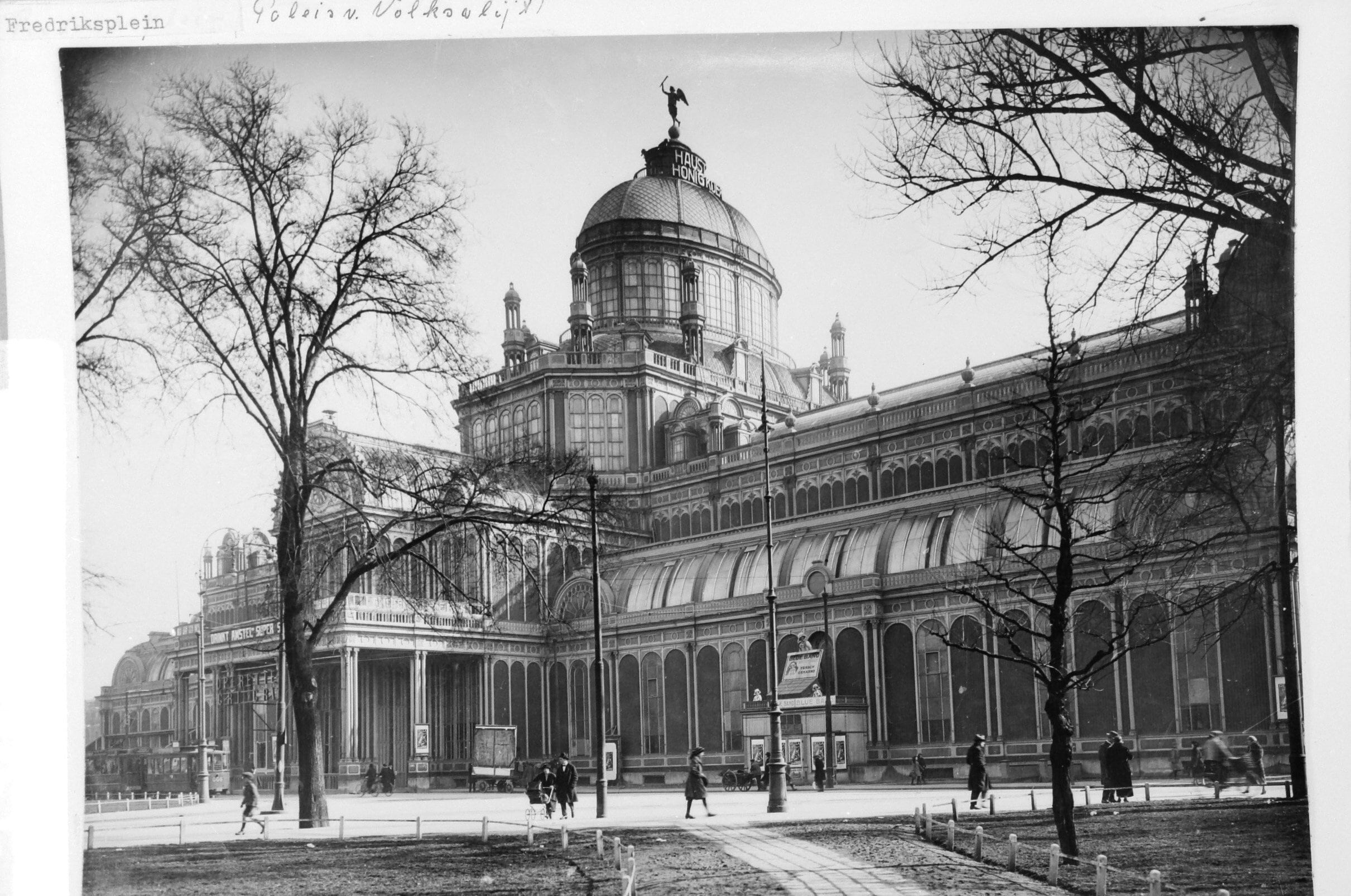 De gerenoveerde Nederlandsche Bank heropent: een gouden aanwinst voor ...