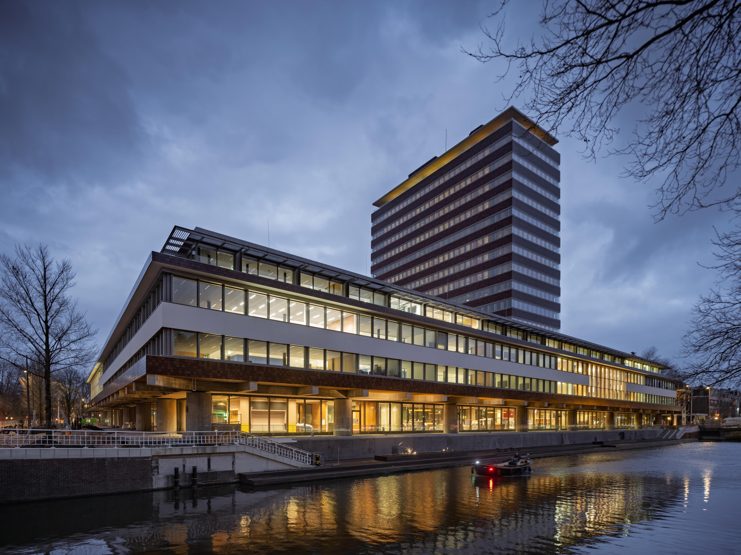 De gerenoveerde Nederlandsche Bank heropent: een gouden aanwinst voor ...