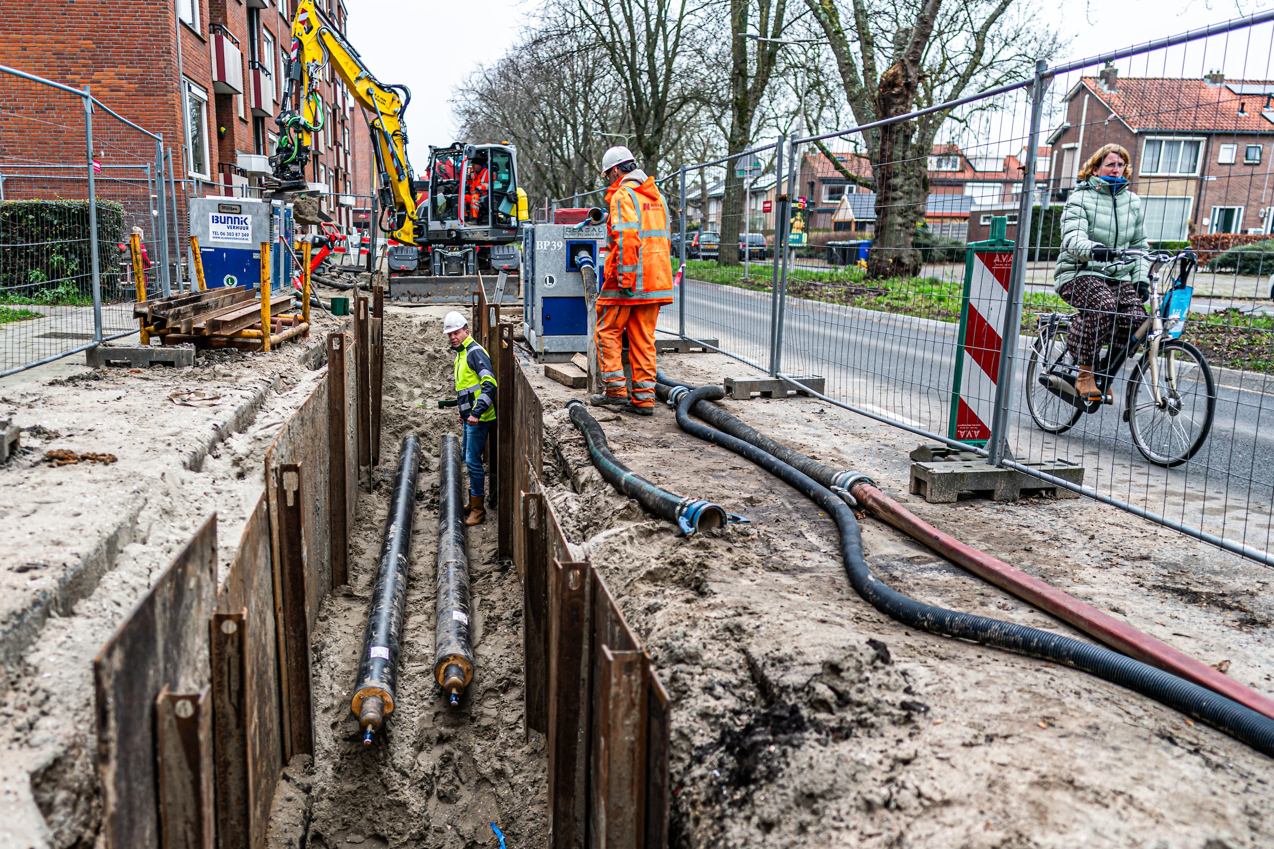 Delft start tegen de trend in met aanleg van gloednieuw warmtenet voor ...