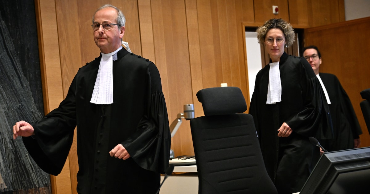 Syriër Peshang A. doodde ‘toevallig’ zijn zusje Roshin uit wraak met 28 ...