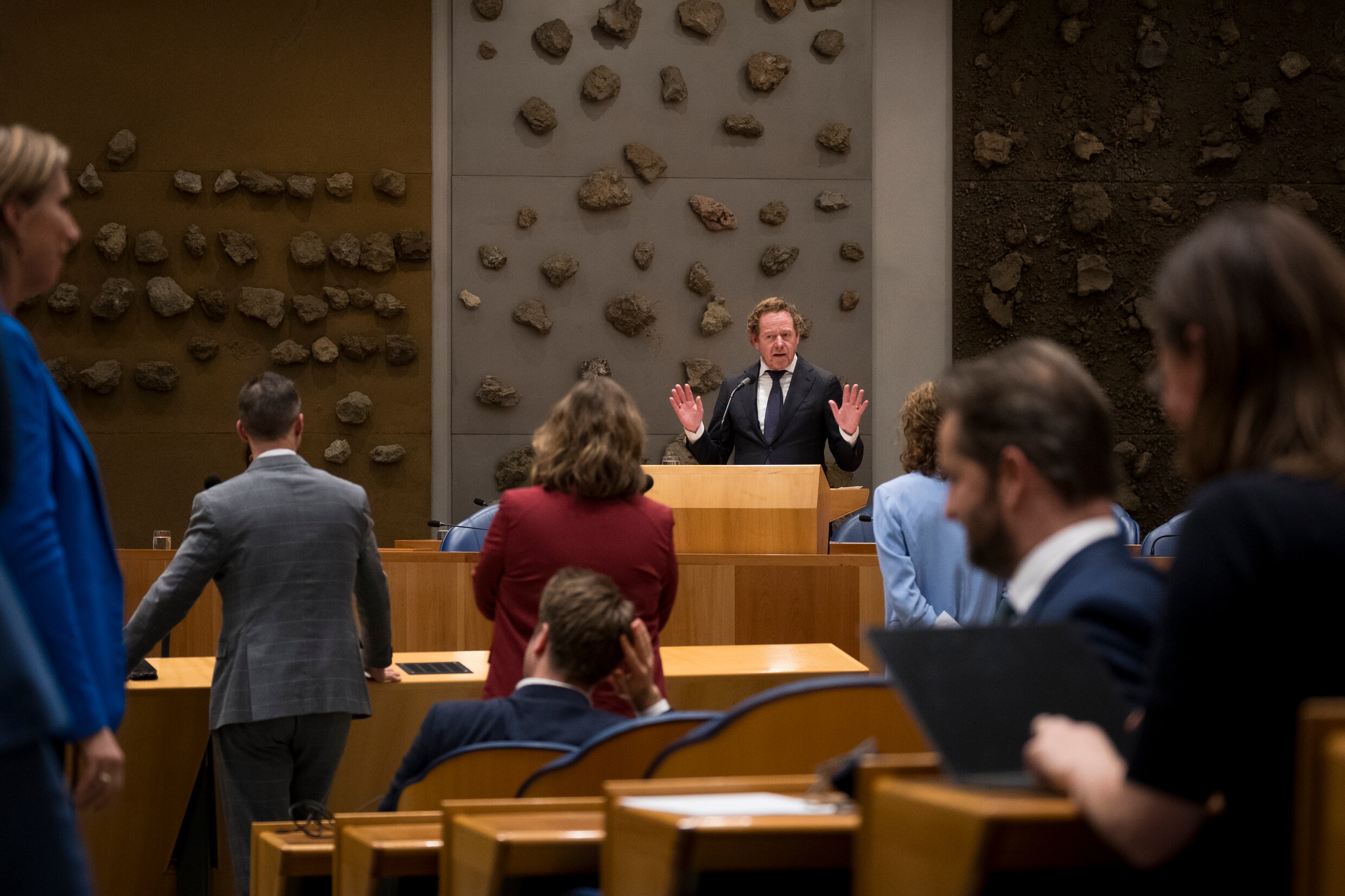 Rechterflank Kamer wil demonstrant die wet overtreedt harder aanpakken ...