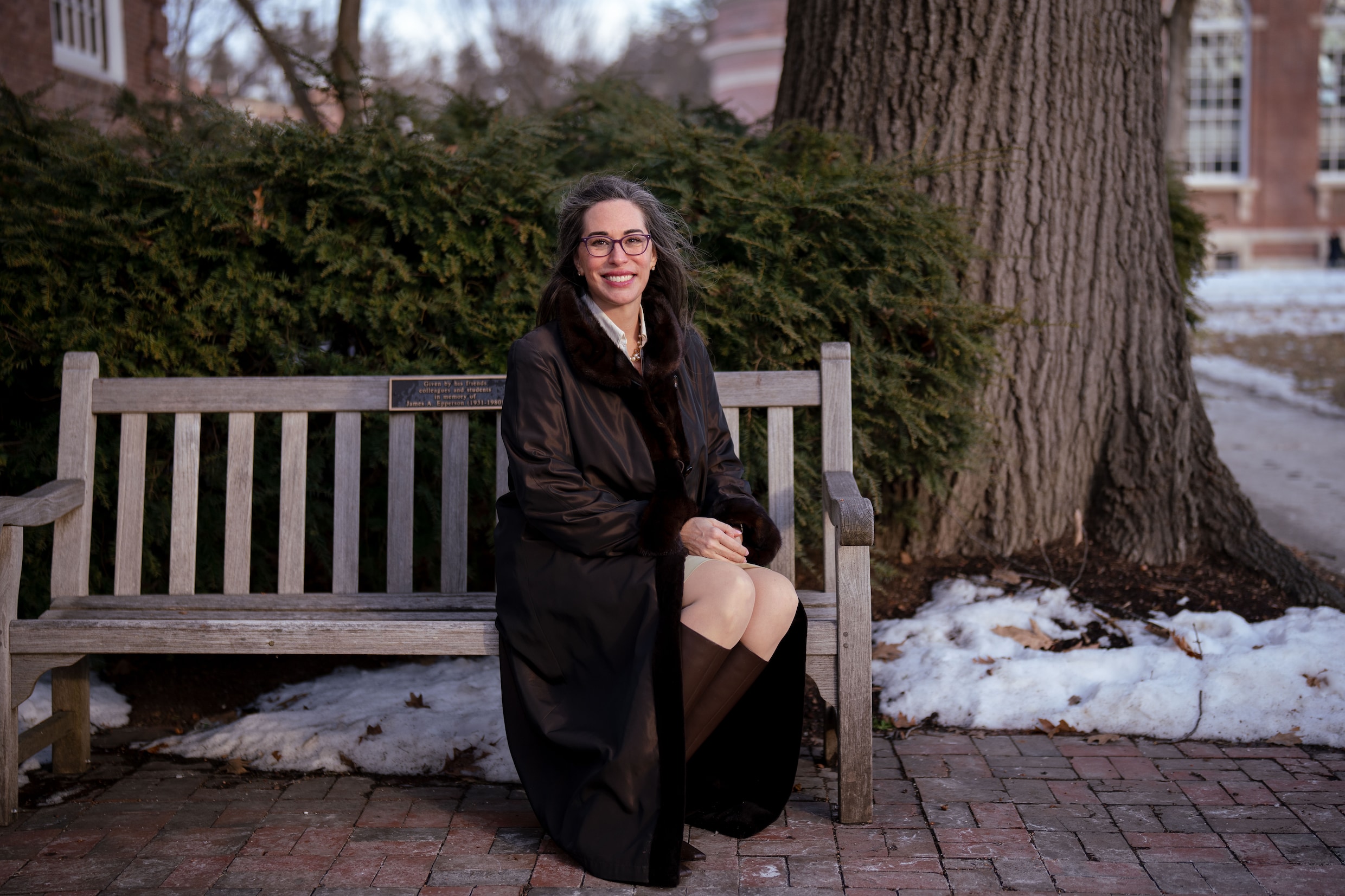 Deze socioloog deed onderzoek naar geld, macht en ‘broligarchs’ als ...