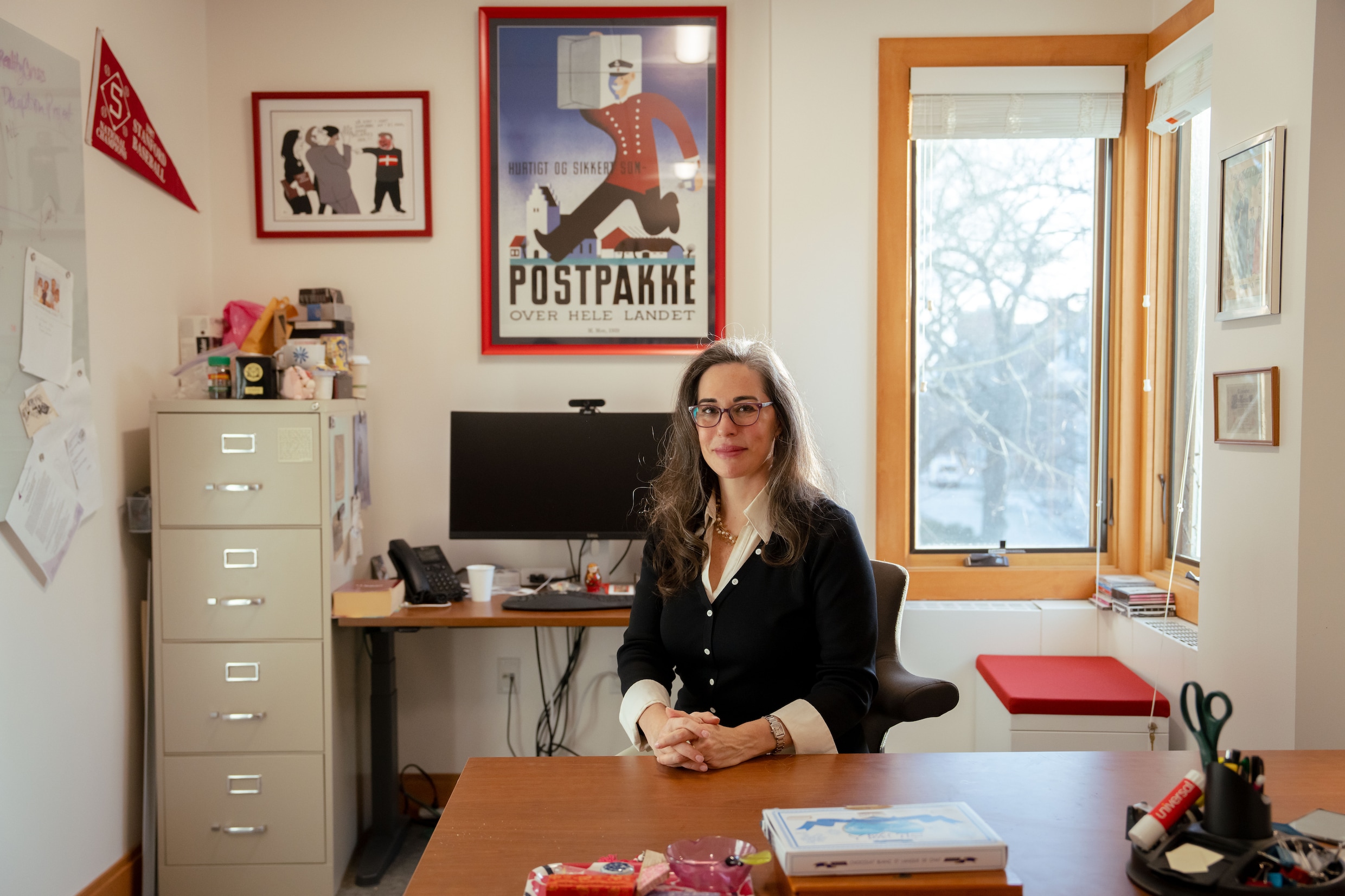 Deze socioloog deed onderzoek naar geld, macht en ‘broligarchs’ als ...