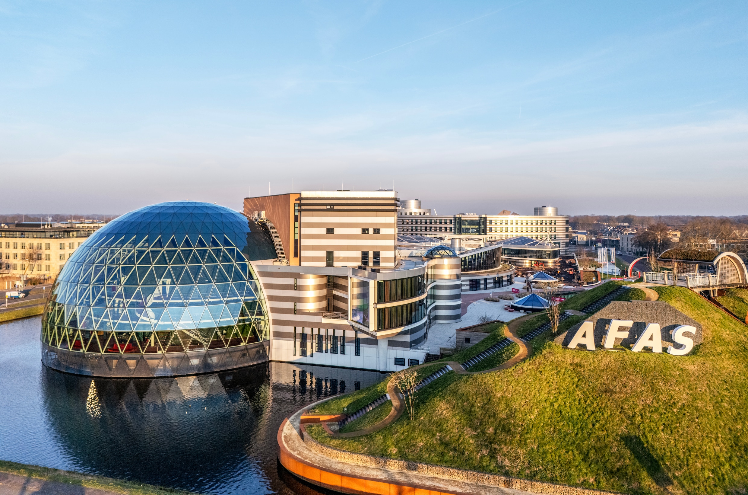 Wat schuilt achter de gulheid van het softwarebedrijf Afas? | de Volkskrant