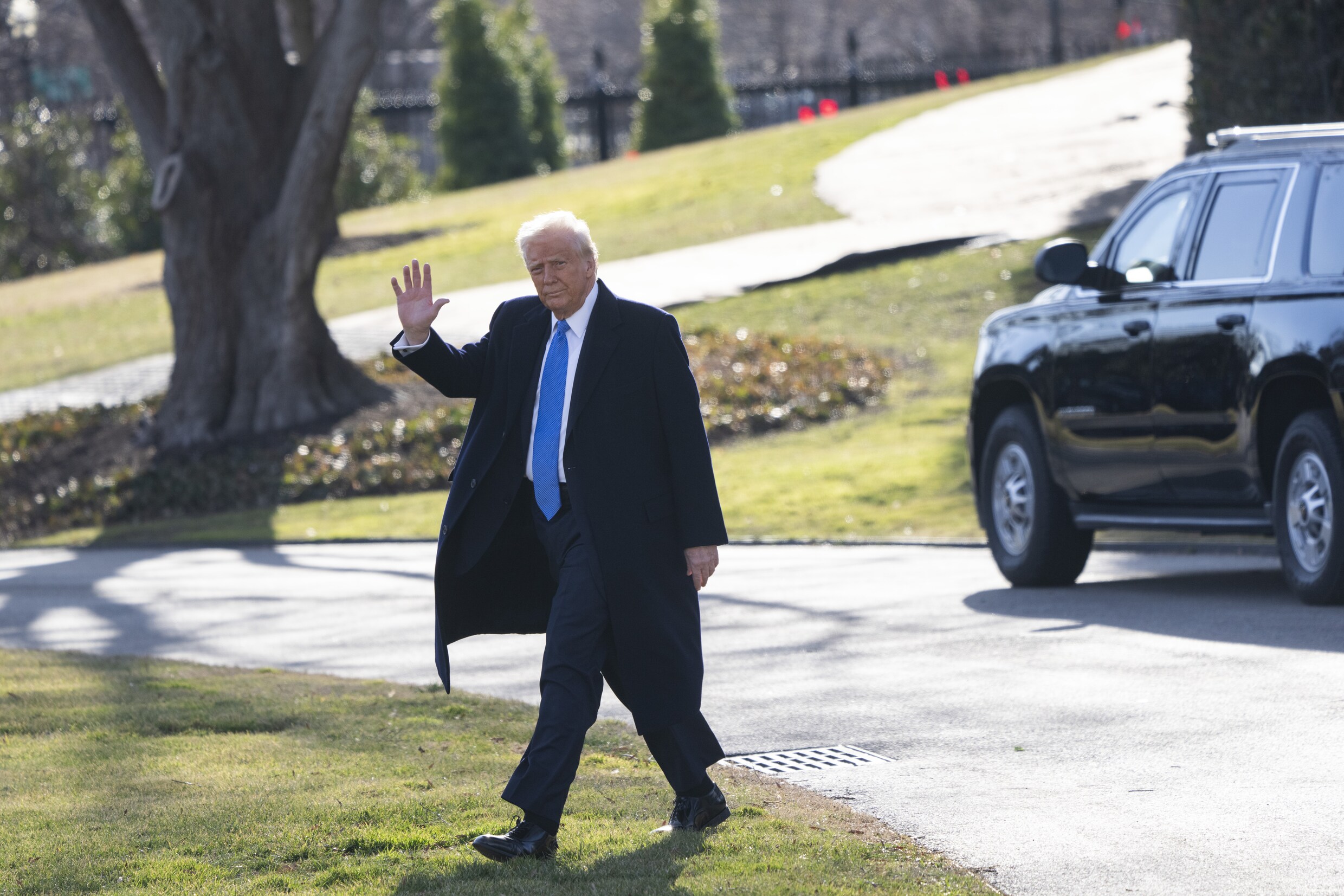 Trump debuteert als eerste president die de Super Bowl bijwoont, maar ...