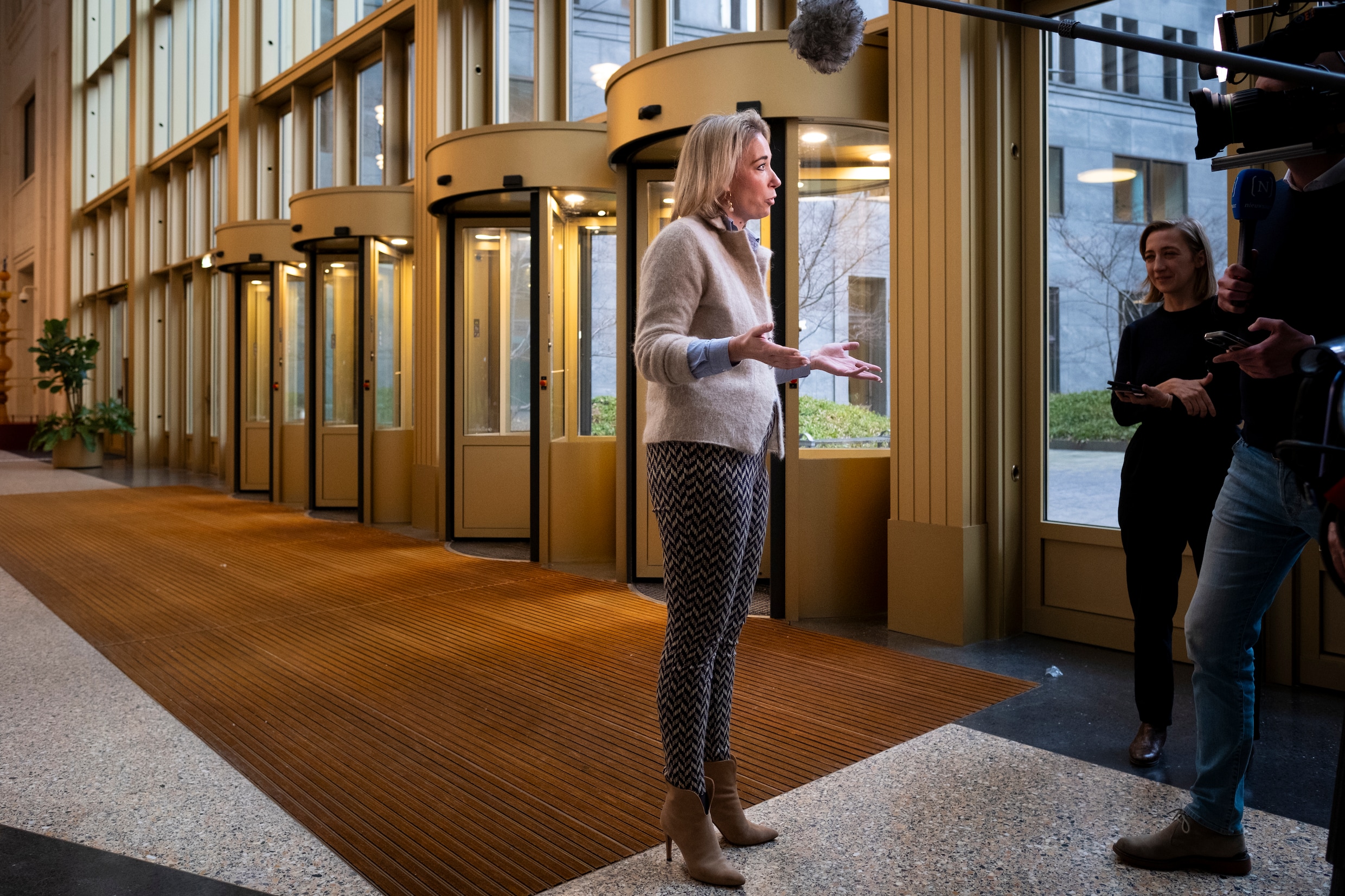 Ingrid Coenradie: Rotterdamse doorbijter die zich niet snel laat ...