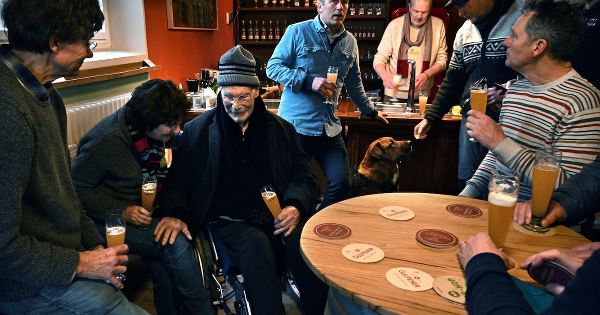 Vrijmibo in Varik doet oude kroegcultuur aan de Waal herleven | de ...