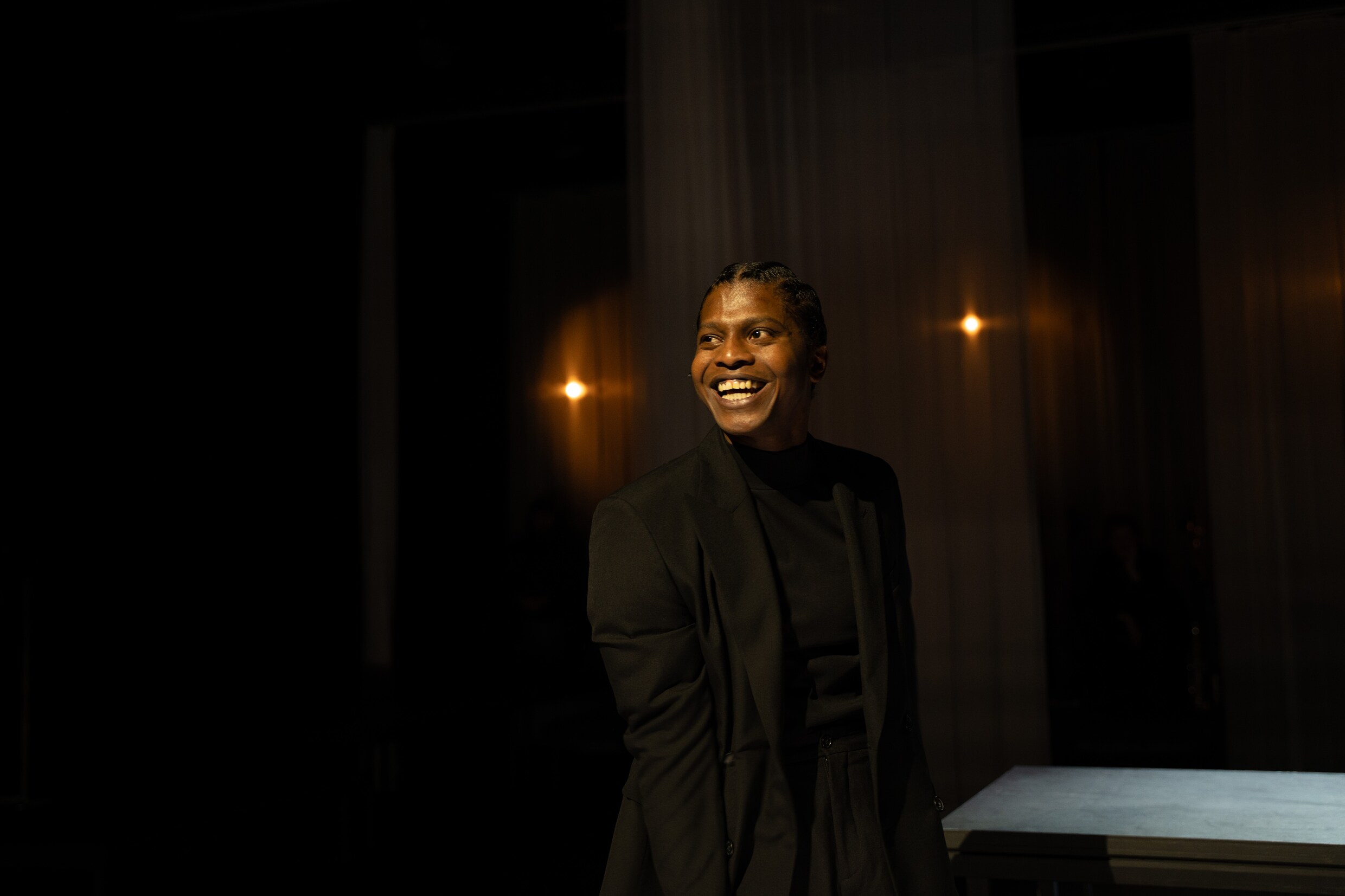 Filmmaker Shady El-Hamus overtuigt ook in het theater met zijn ...