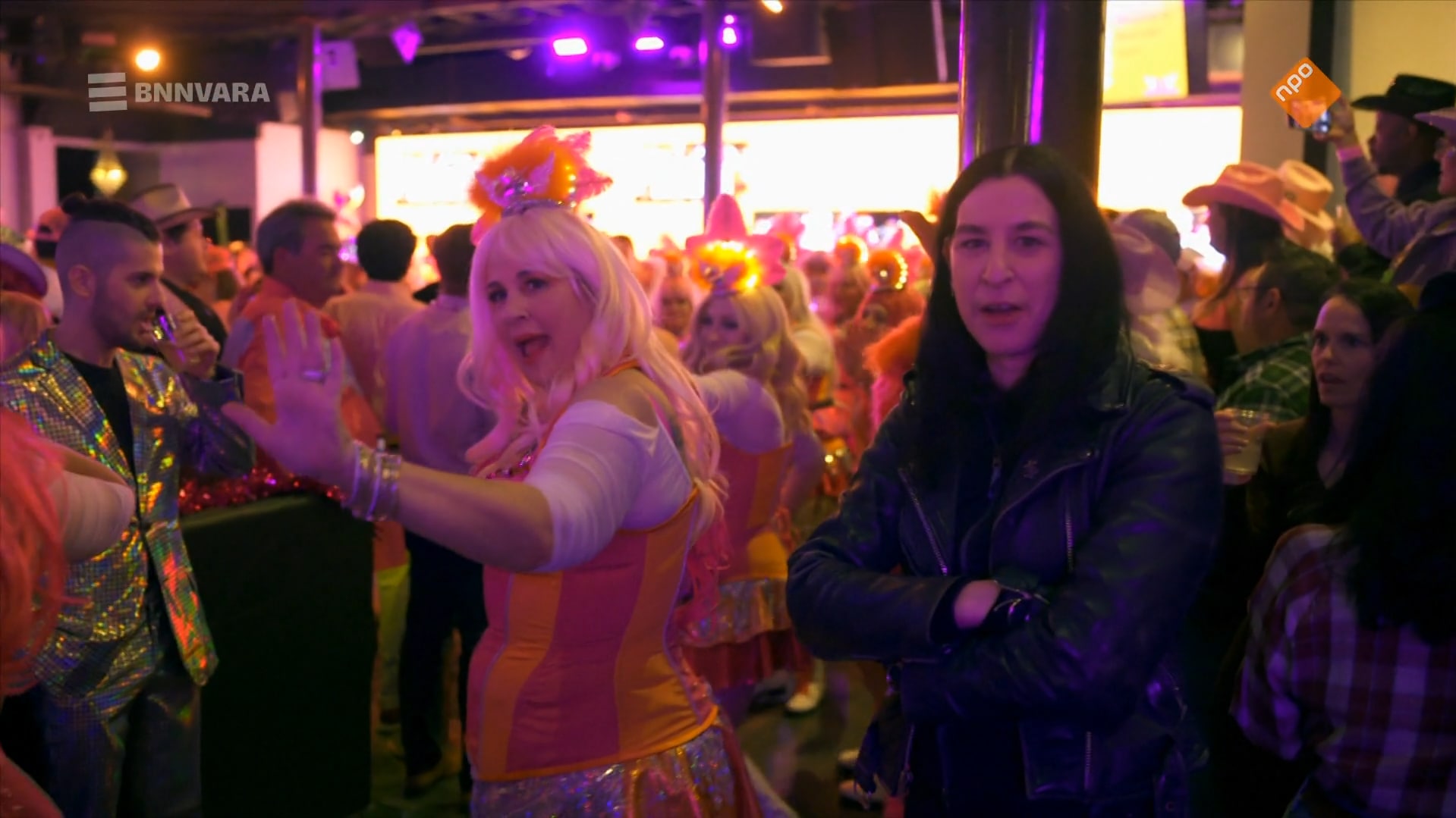 Raven van Dorst bewijst zich in het aanstekelijke ‘Nachtdieren’ als een ...