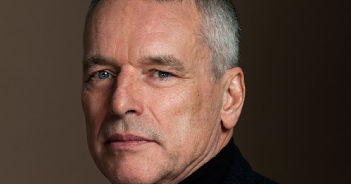 Intrigerend: is Damian in deze roman een goedzak of neemt hij gewoon ...