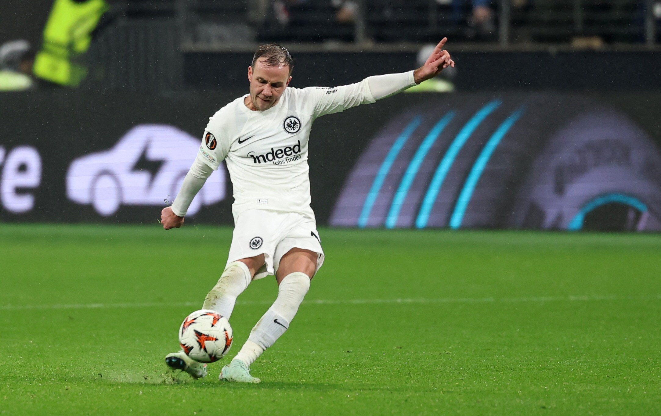 Ajax ligt uit Europa League na 4-1-afgang tegen Eintracht Frankfurt | de Volkskrant