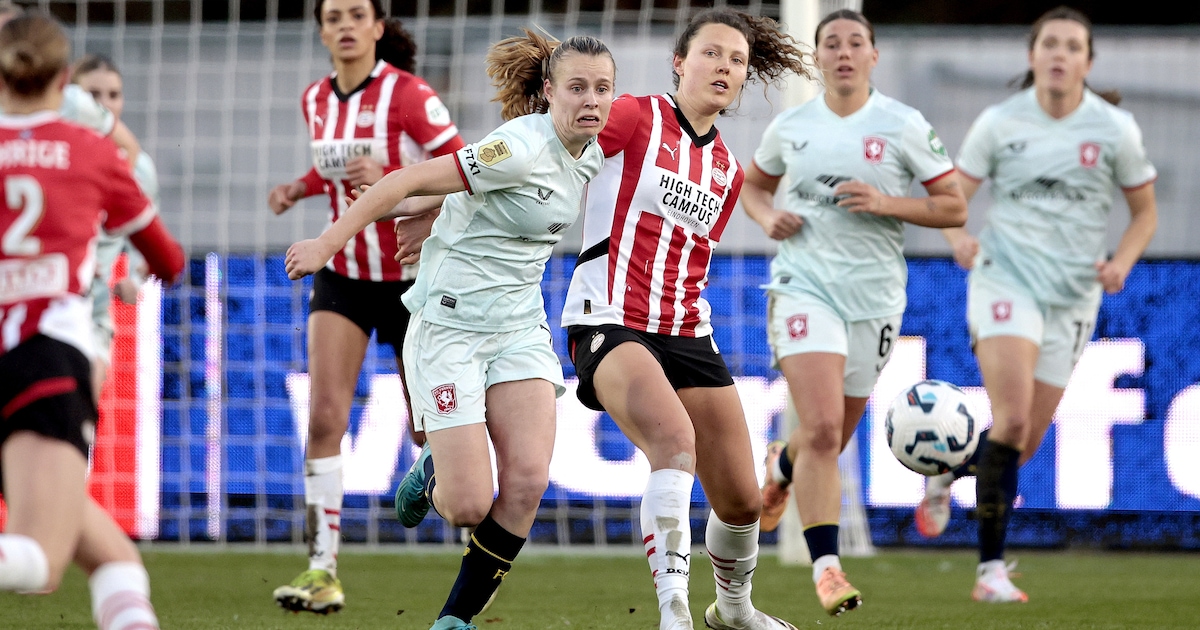 Profvoetbalsters kunnen nog steeds niet van hun sport leven, krijgen gemiddeld 830 euro per ...