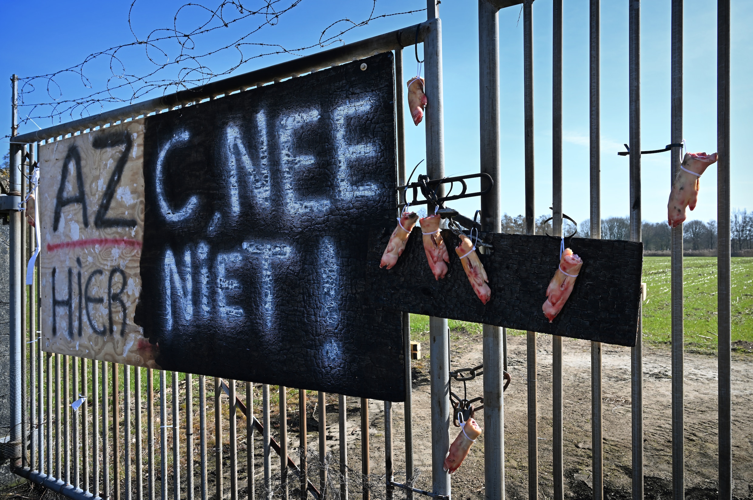 Rits van hevige protesten tegen azc’s, en die lijken nog te werken ook ...