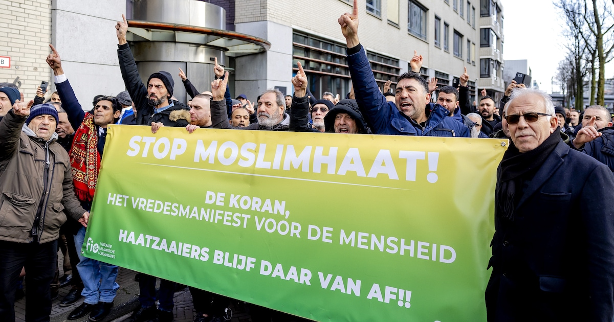 Moslimdiscriminatie ‘hardnekkig’ en ‘ontwrichtend’, deel trekt zich terug uit samenleving | de ...