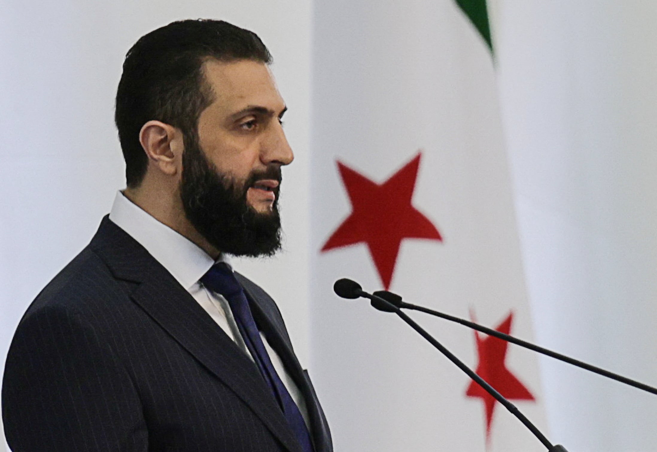 Syrische president presenteert overgangsregering, waaraan hij zelf ...