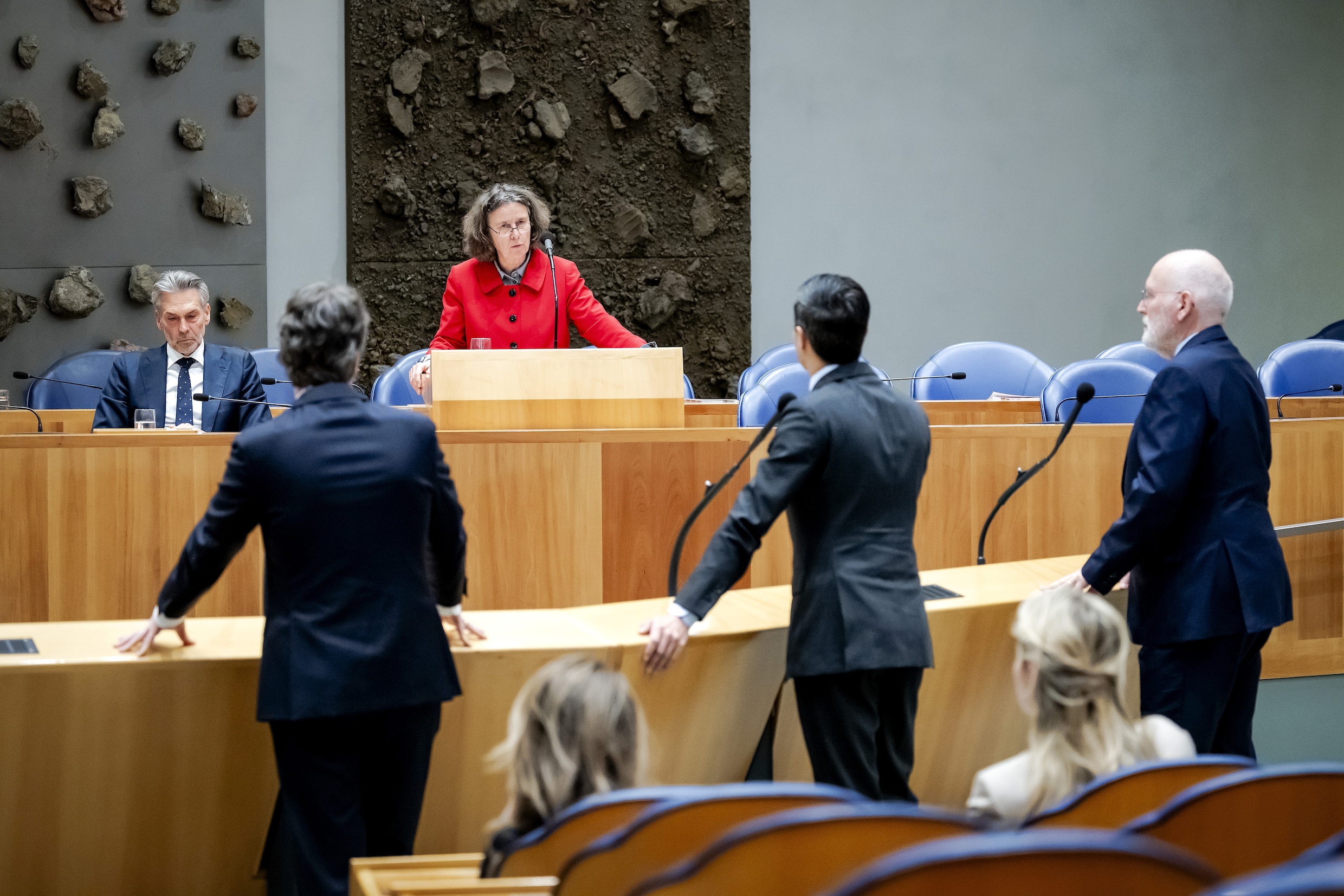 Live debat Faber: Hoe Faber al 9 maanden botst met Kamer en coalitie | de Volkskrant