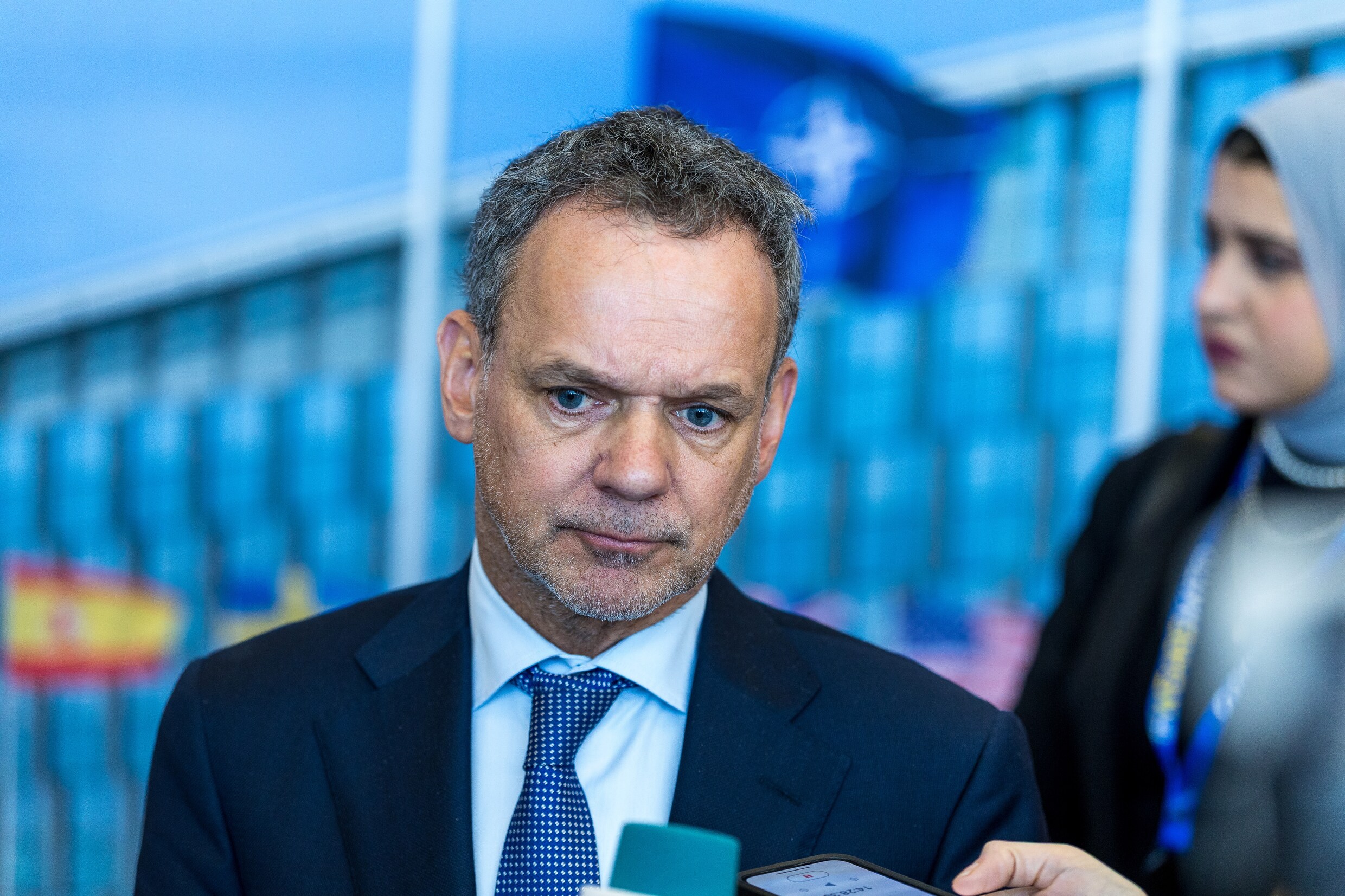 Live Midden-Oosten: ‘Vermiste hulpverlener van beschoten hulpkonvooi vastgehouden door Israël ...