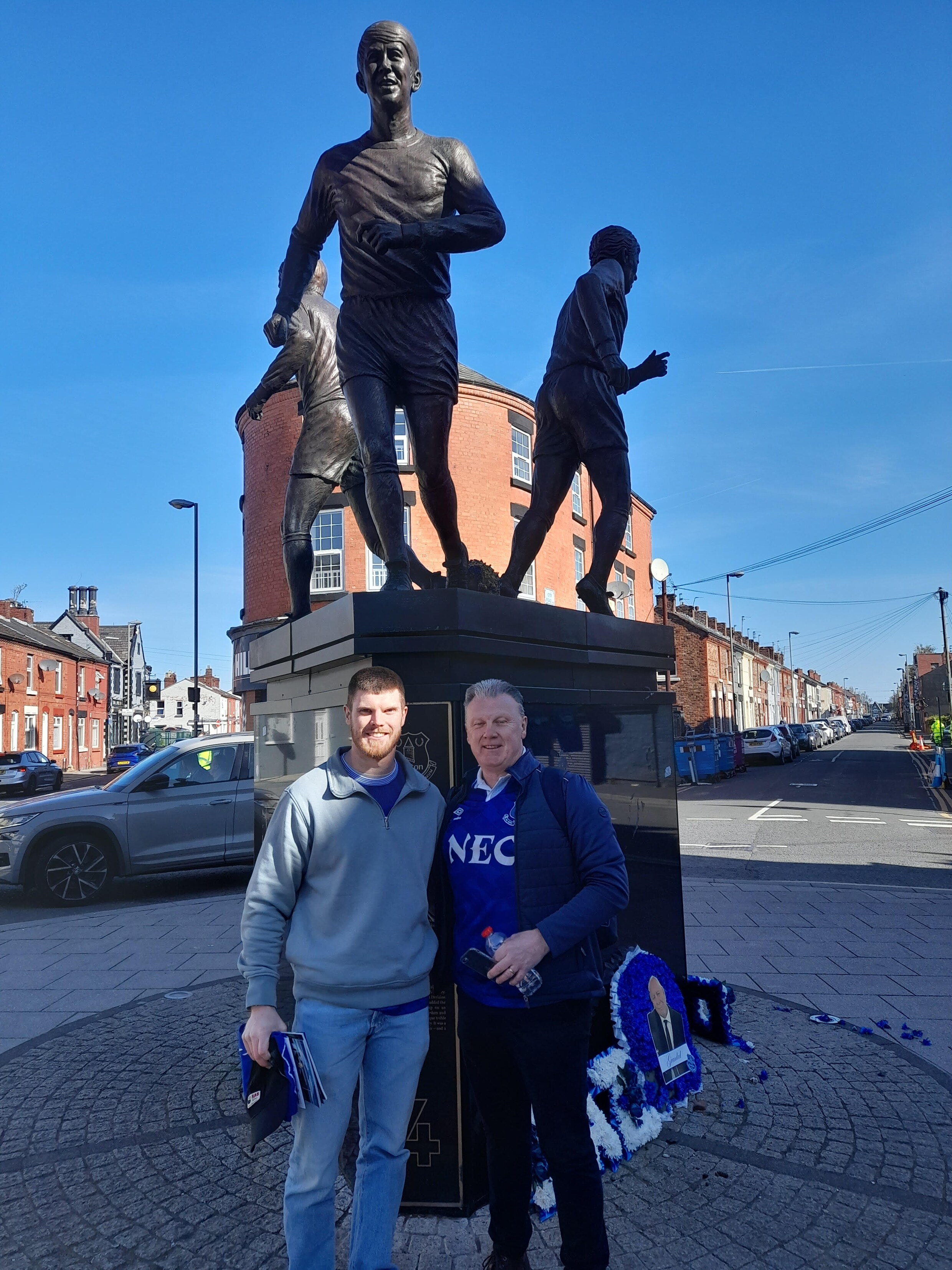 Everton neemt afscheid van The Grand Old Lady en heel Liverpool leeft ...