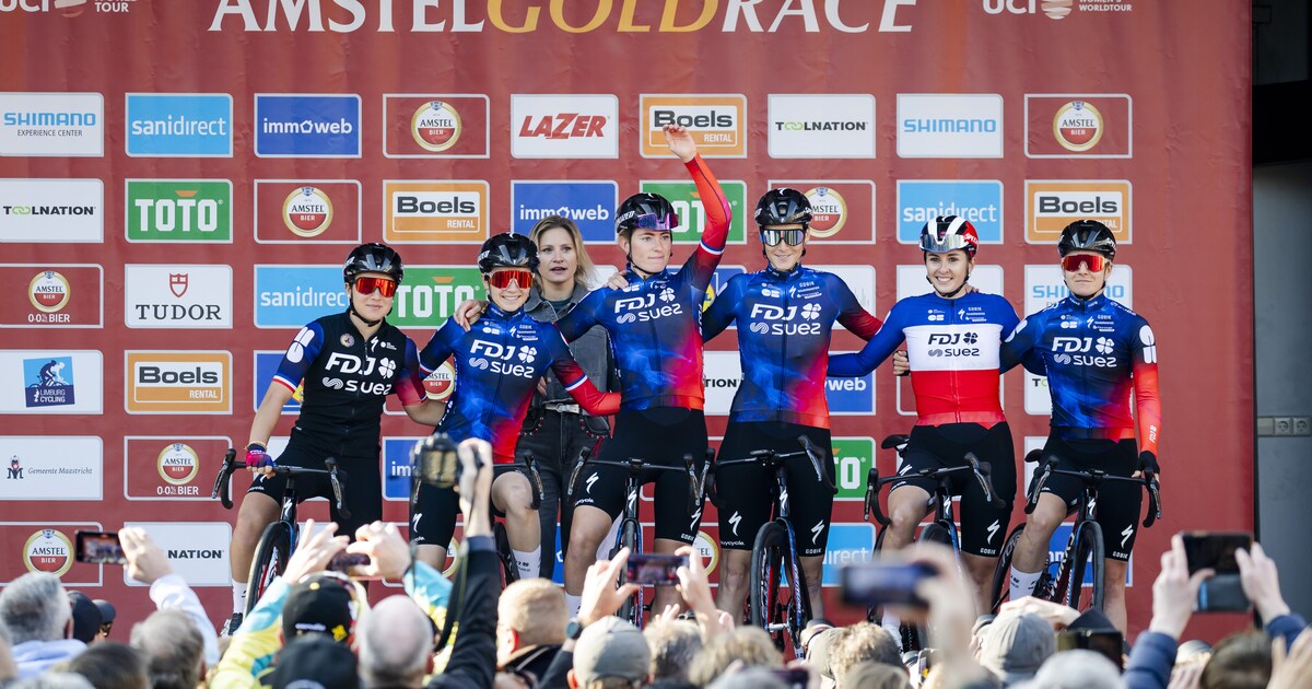 Vol vertrouwen stond Demi Vollering aan de start van de Amstel Gold ...