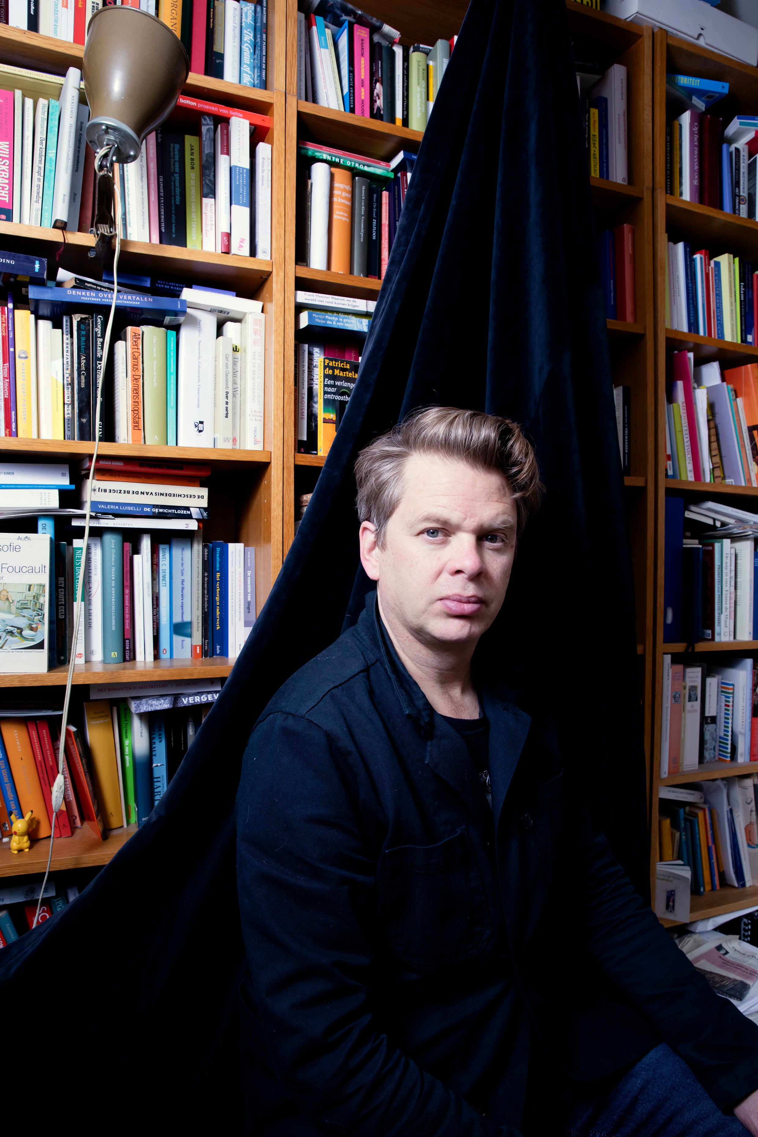 Publieksfilosoof Coen Simon: ‘We zien de wereld altijd door een bril ...