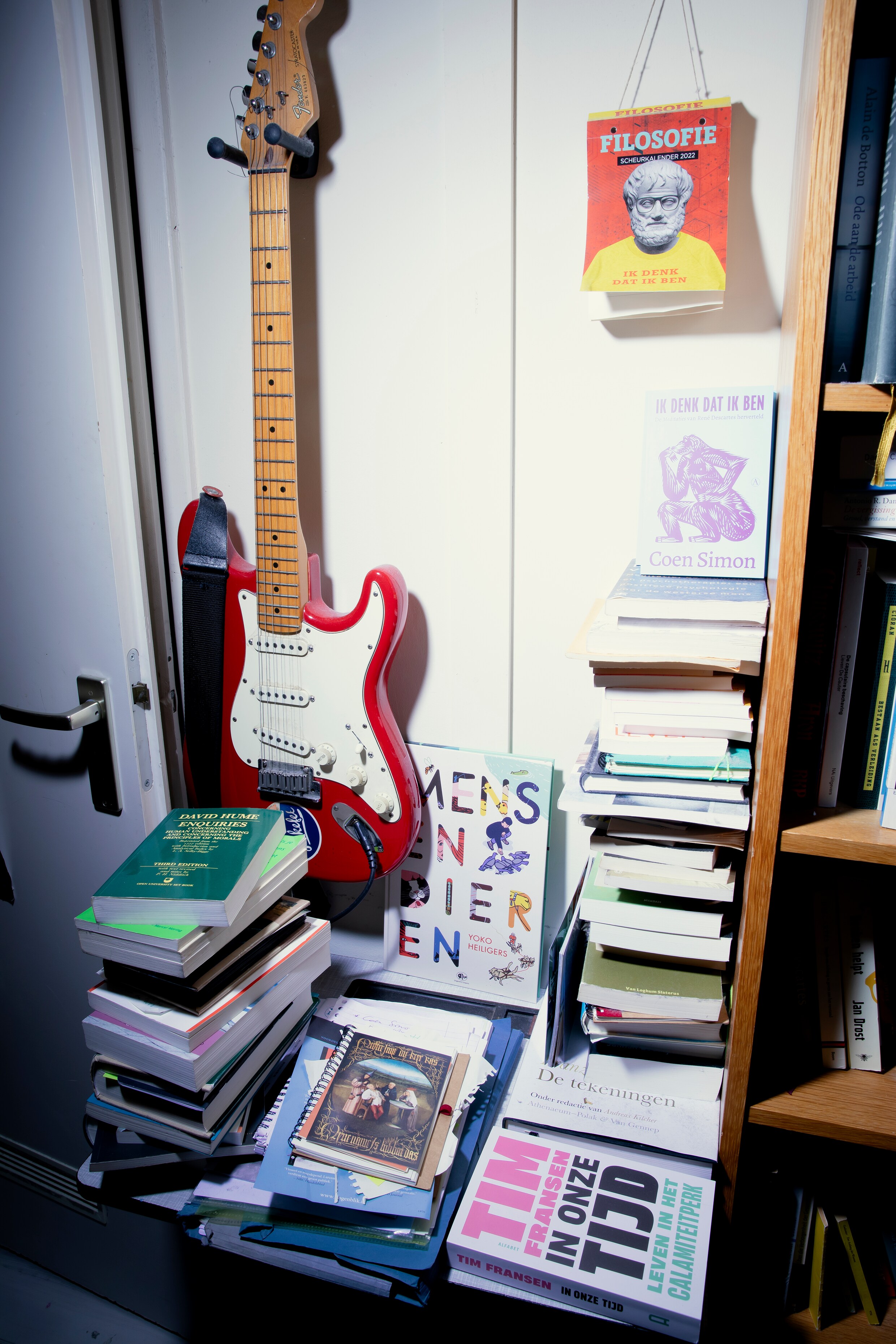 Publieksfilosoof Coen Simon: ‘We zien de wereld altijd door een bril ...