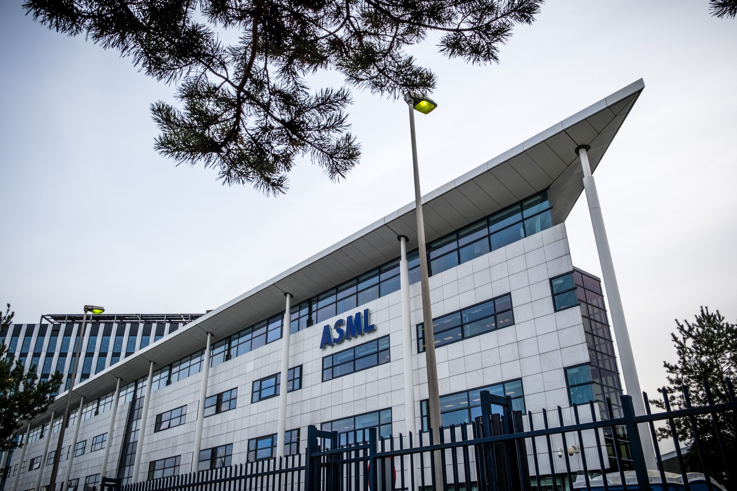 Advies TNO: Nederland moet aan de bak om China en de VS bij te kunnen blijven benen | de Volkskrant