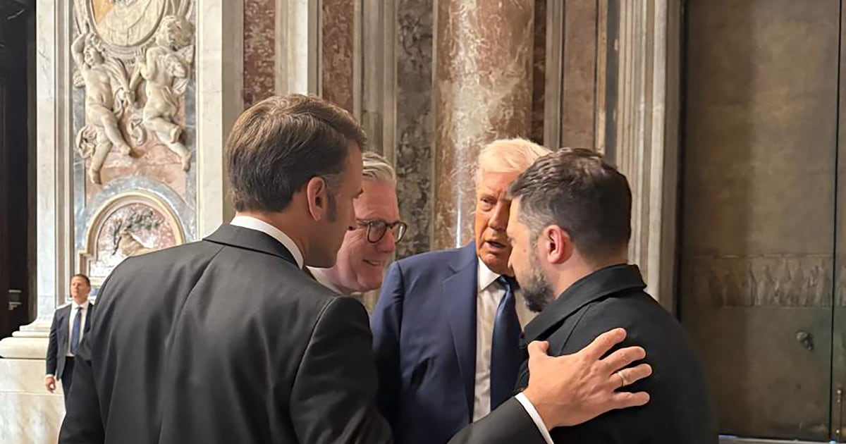 Hoe er na de ruzie tussen Trump en Zelensky tóch een deal kwam over ...