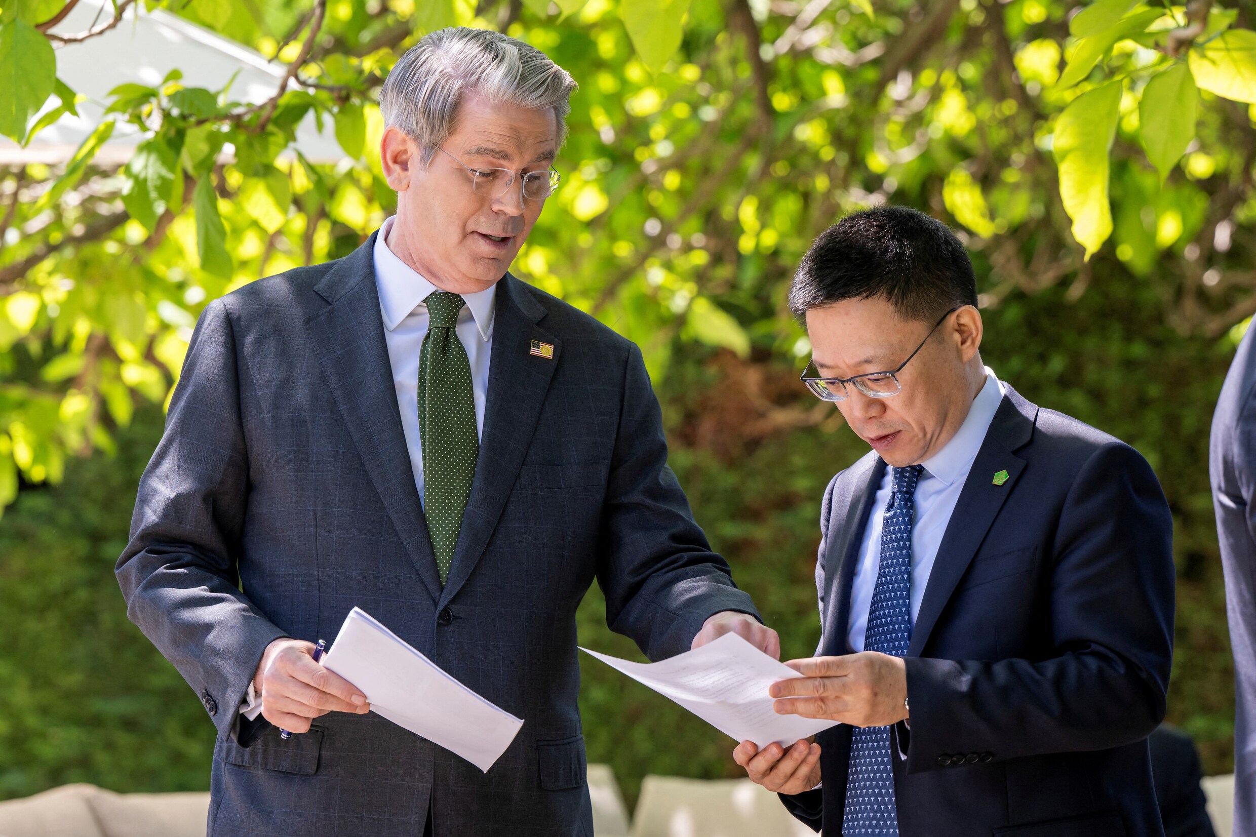 Live handelsconflict: Von der Leyen wil dat Europese bedrijven meer ...