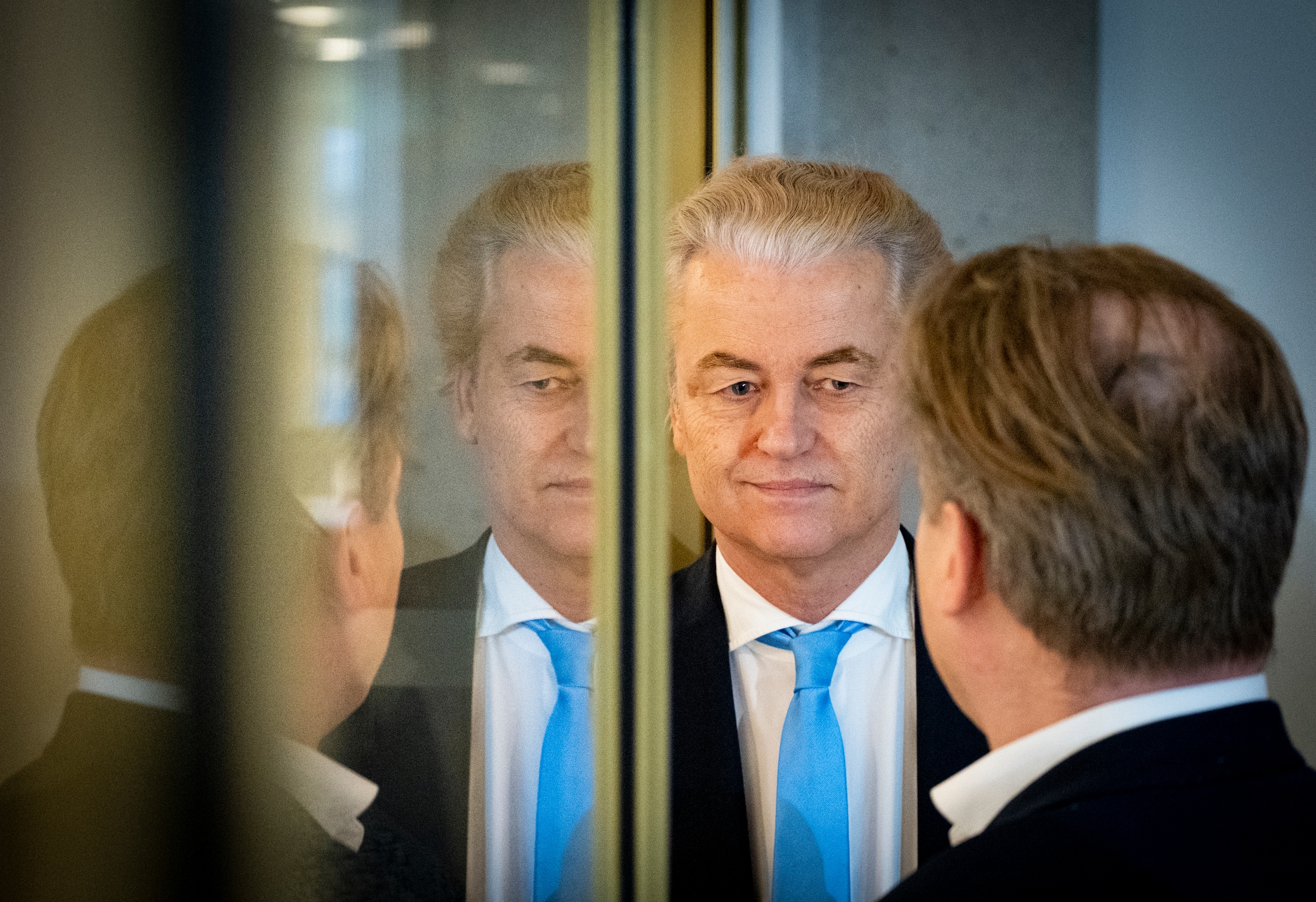 Media, laat een echte foto van Geert Wilders zien | de Volkskrant