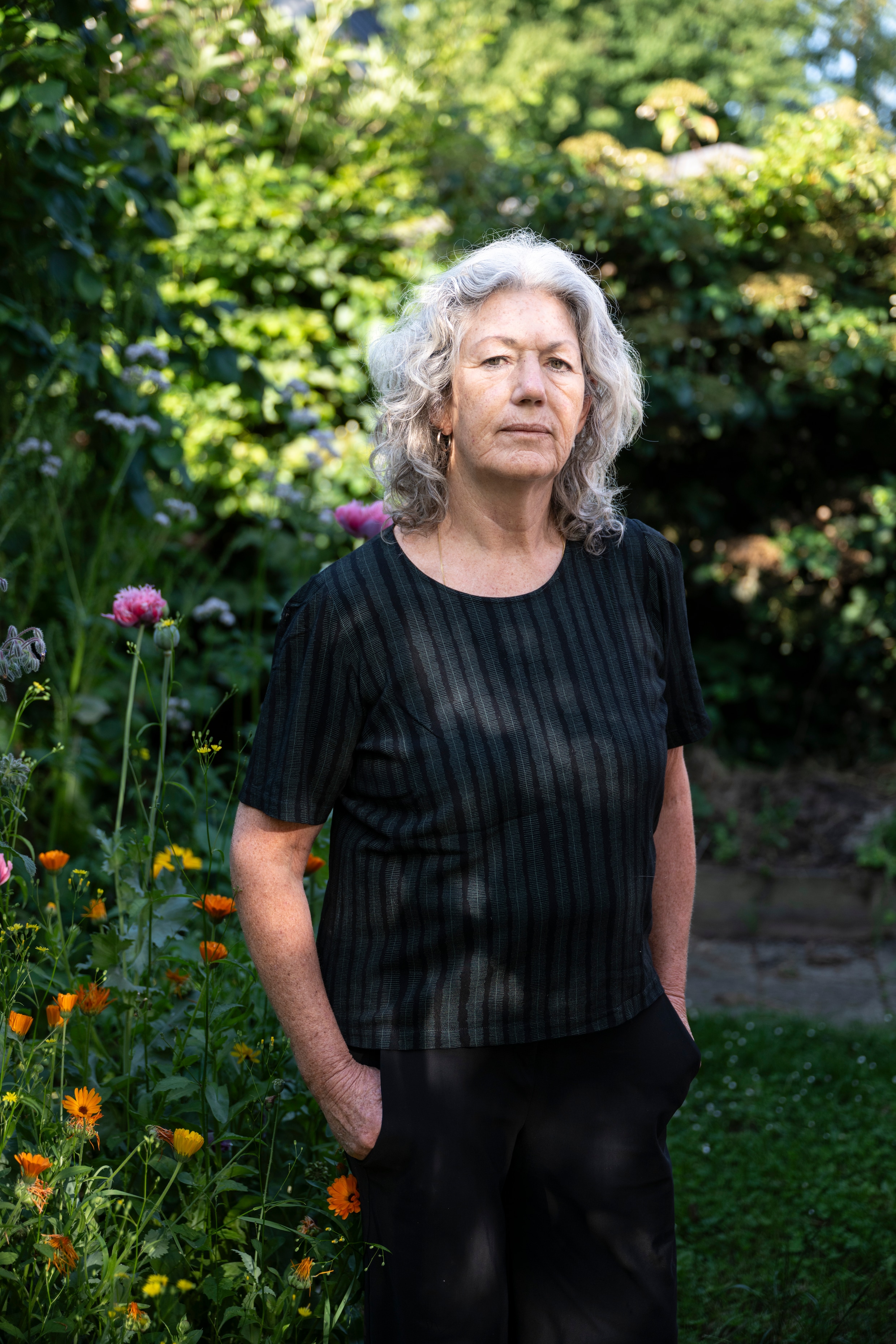 Rapport over moeders die afstand moesten doen van kinderen stelt ...