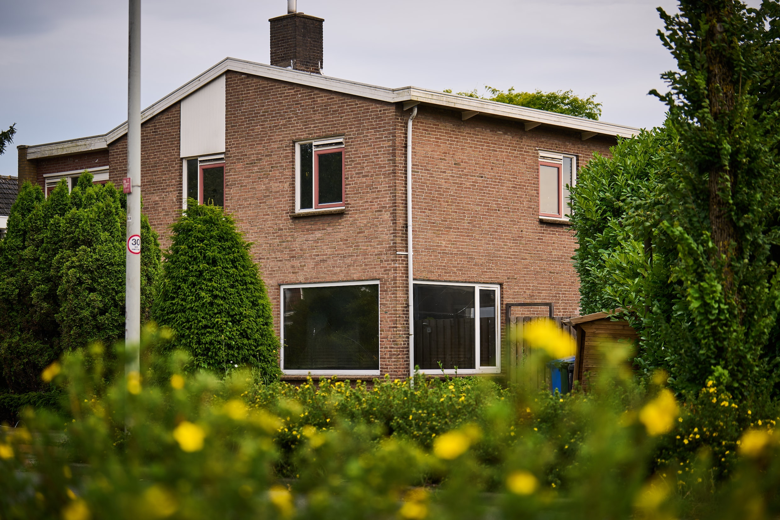 Denk-wethouder Faouzi Achbar verdachte van brandstichting eigen huis ...