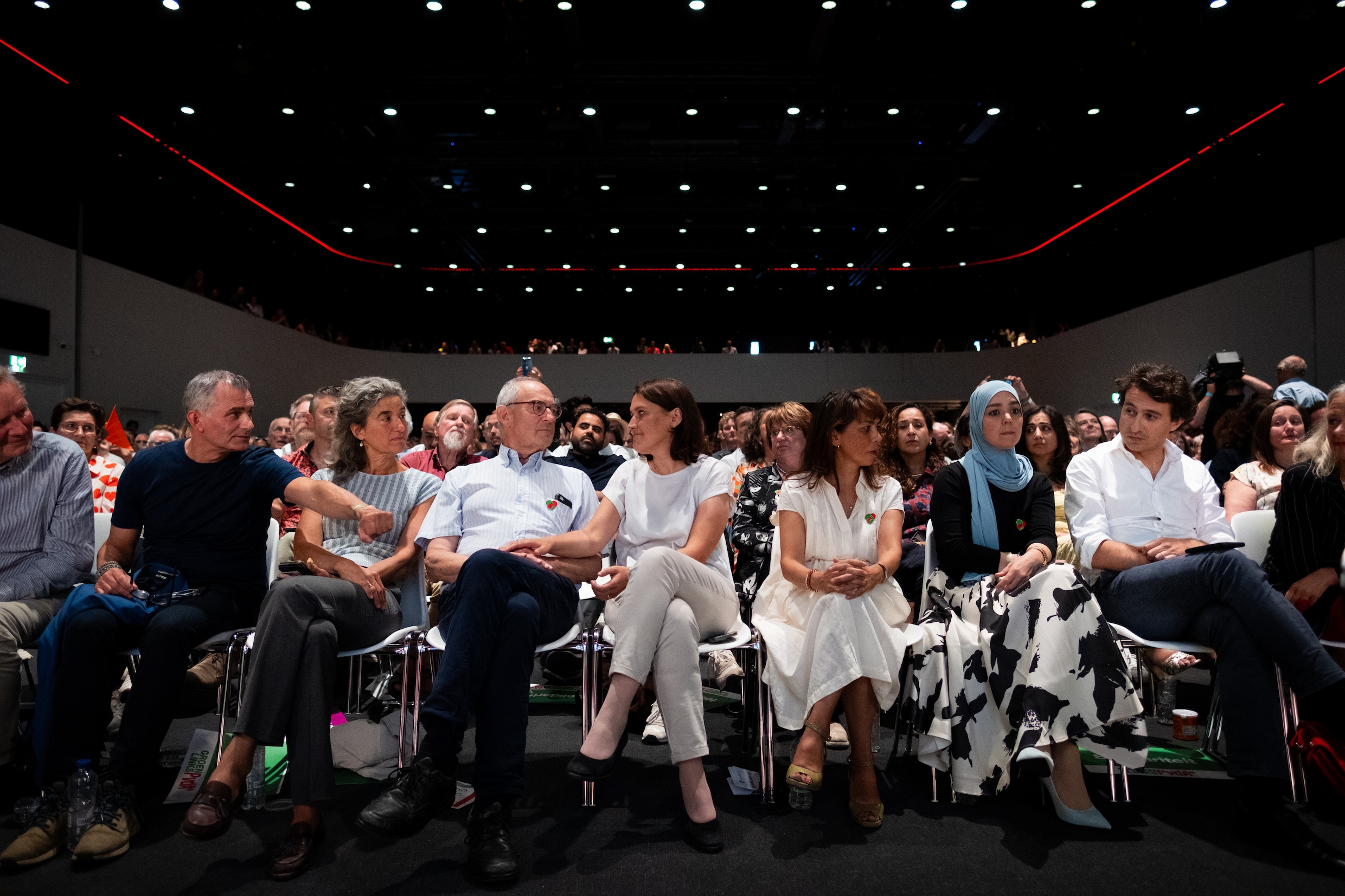 GroenLinks en PvdA vieren de strengere Israël-koers uitbundig, terwijl ...