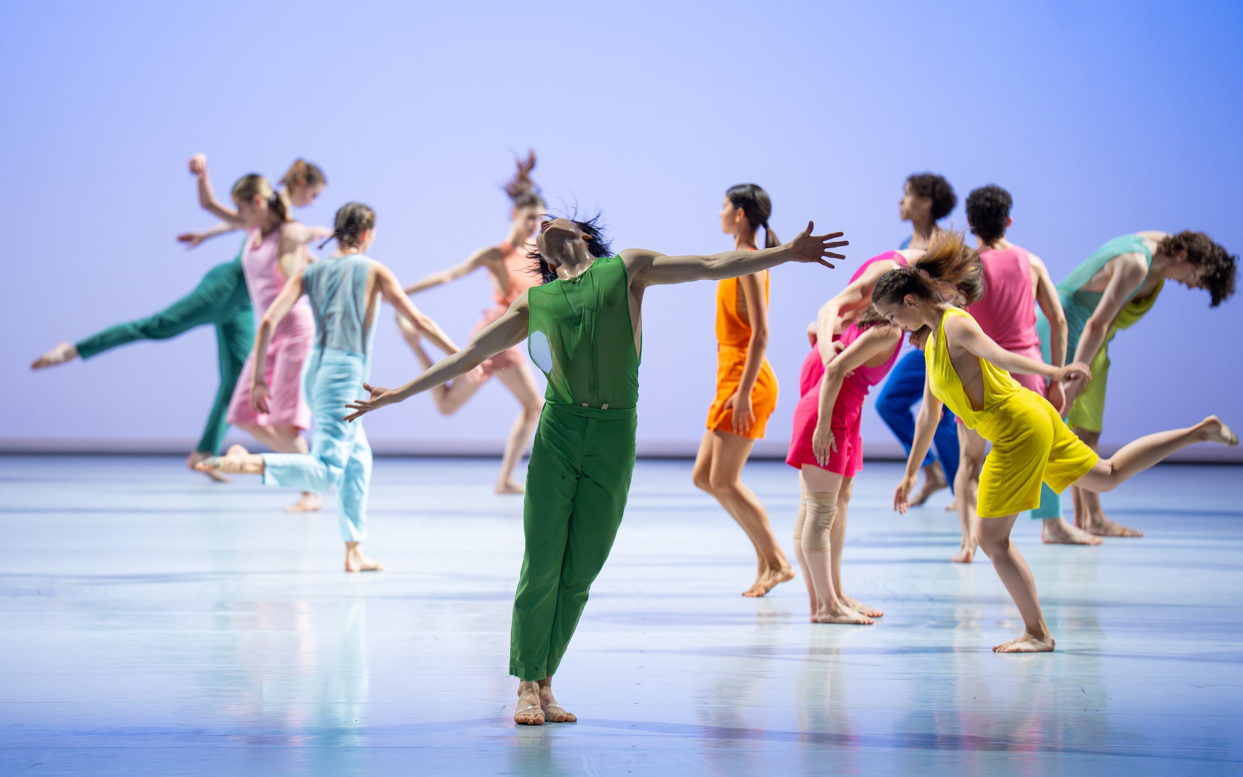 Het experimentele choreografieconcept ‘In C’ is een democratisch proces ...