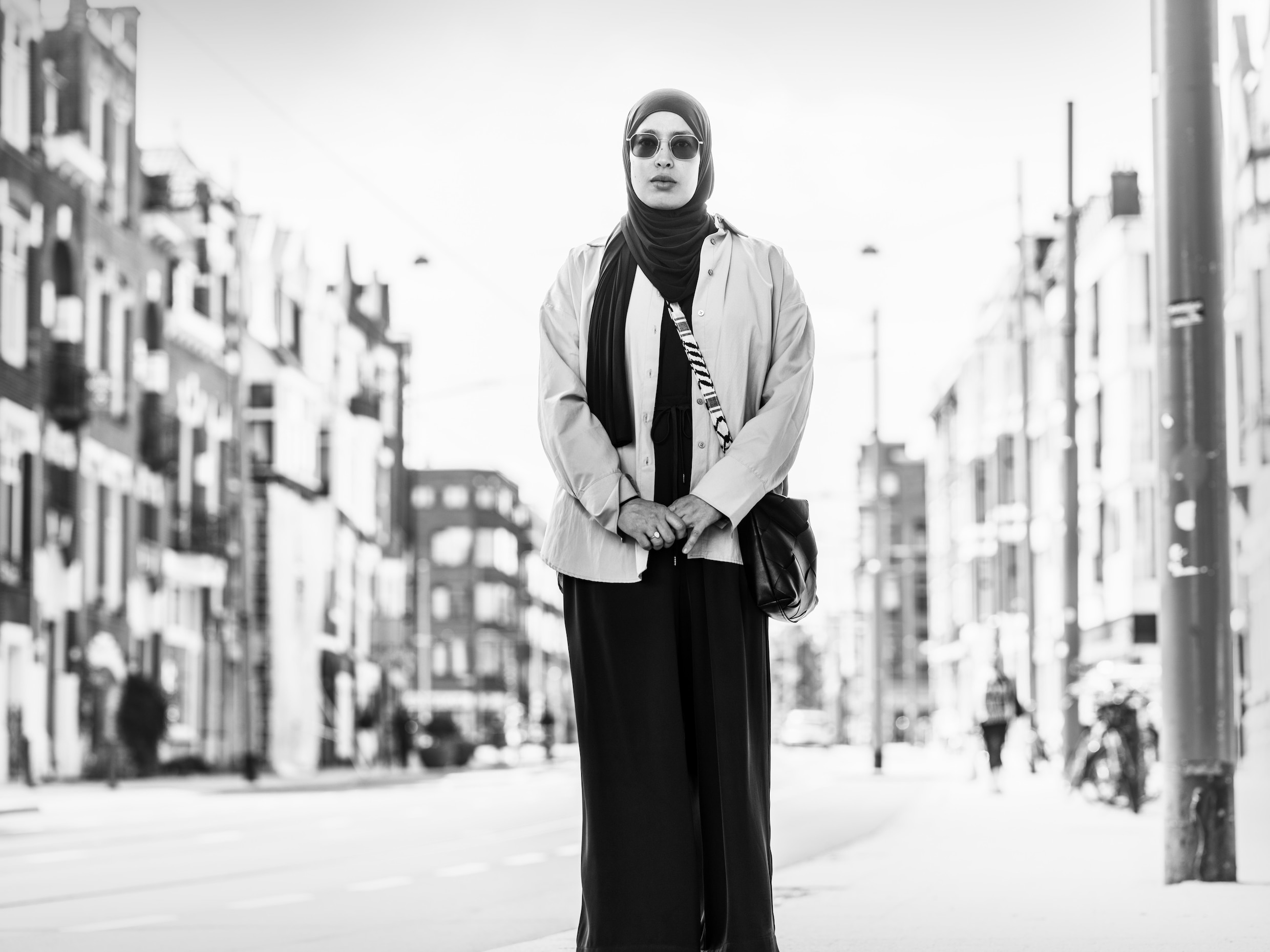 Theatermaker Hanina Ajarai: ‘Ik maak onze voorstellingen extra veilig ...