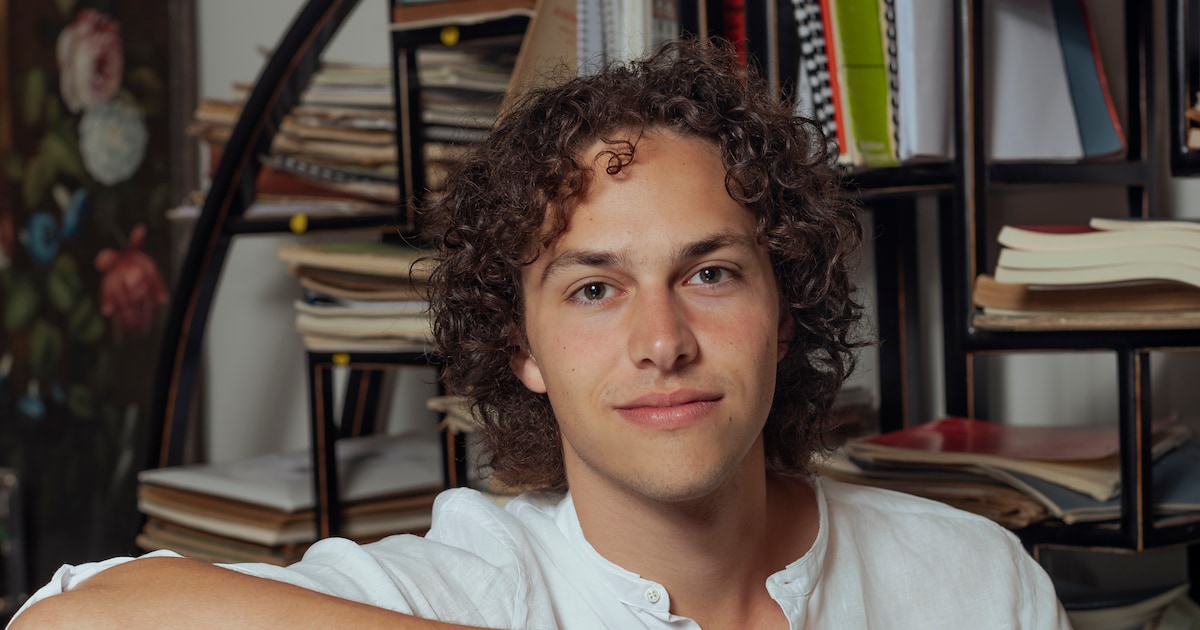 De 23-jarige pianist Nikola Meeuwsen debuteert met solorecital in het ...
