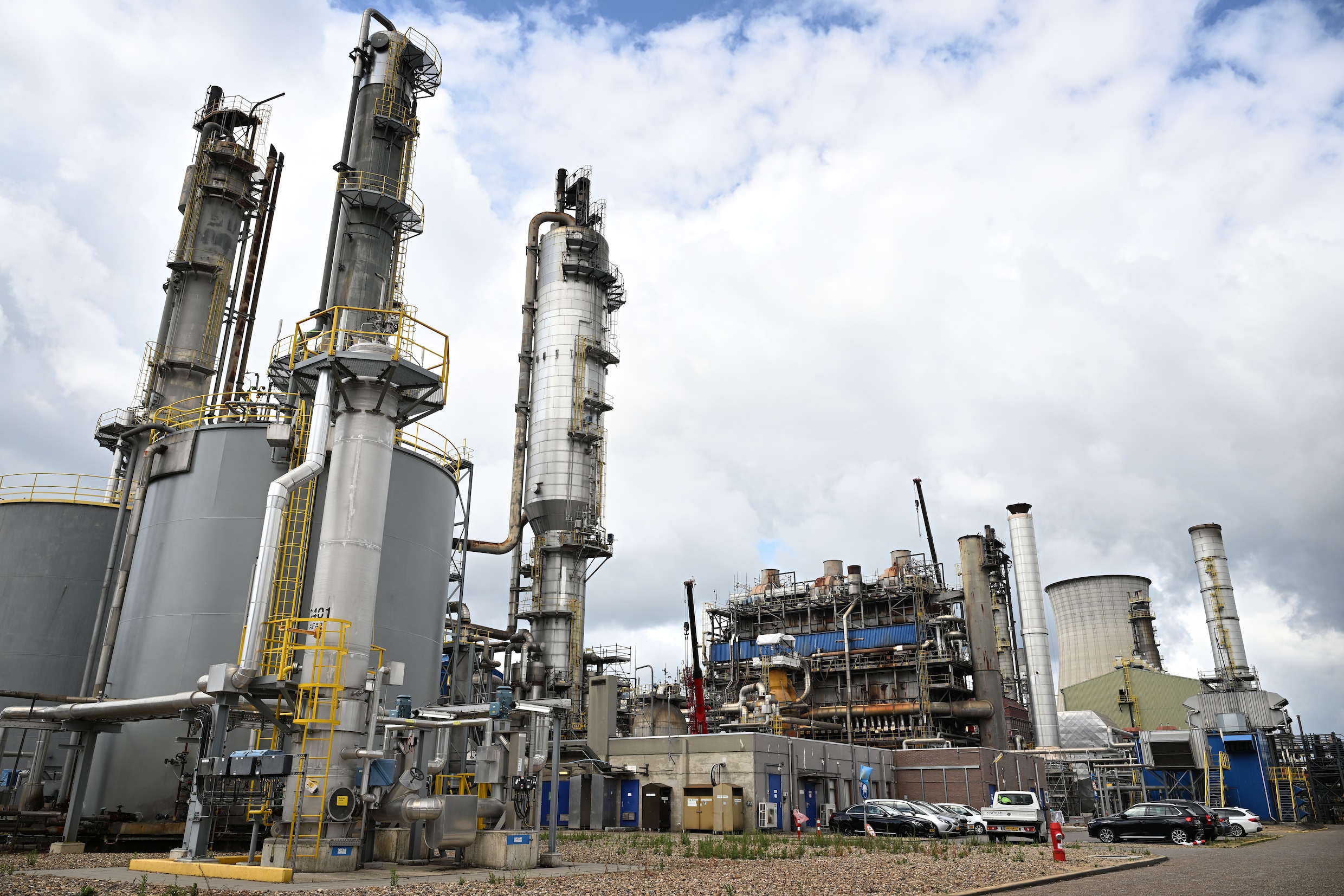 Hoe onmisbaar is het Limburgse chemiecomplex Chemelot voor Nederland? ‘Zonder onze producten zit ...