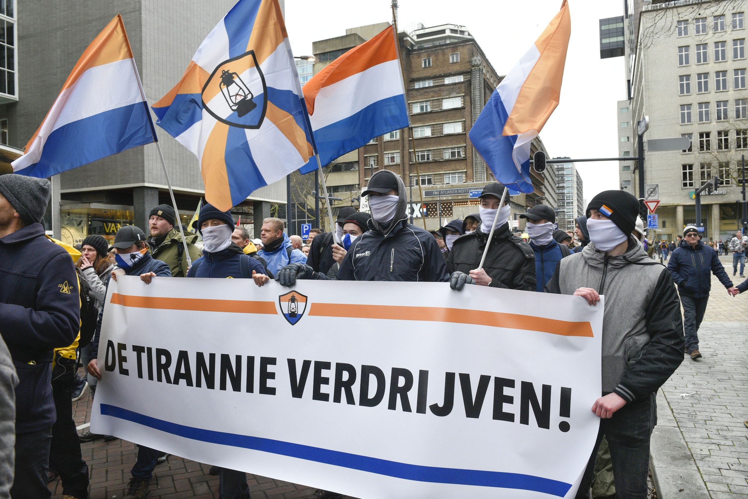 Hij noemt zichzelf patriot, maar wordt verdacht van het voorbereiden ...