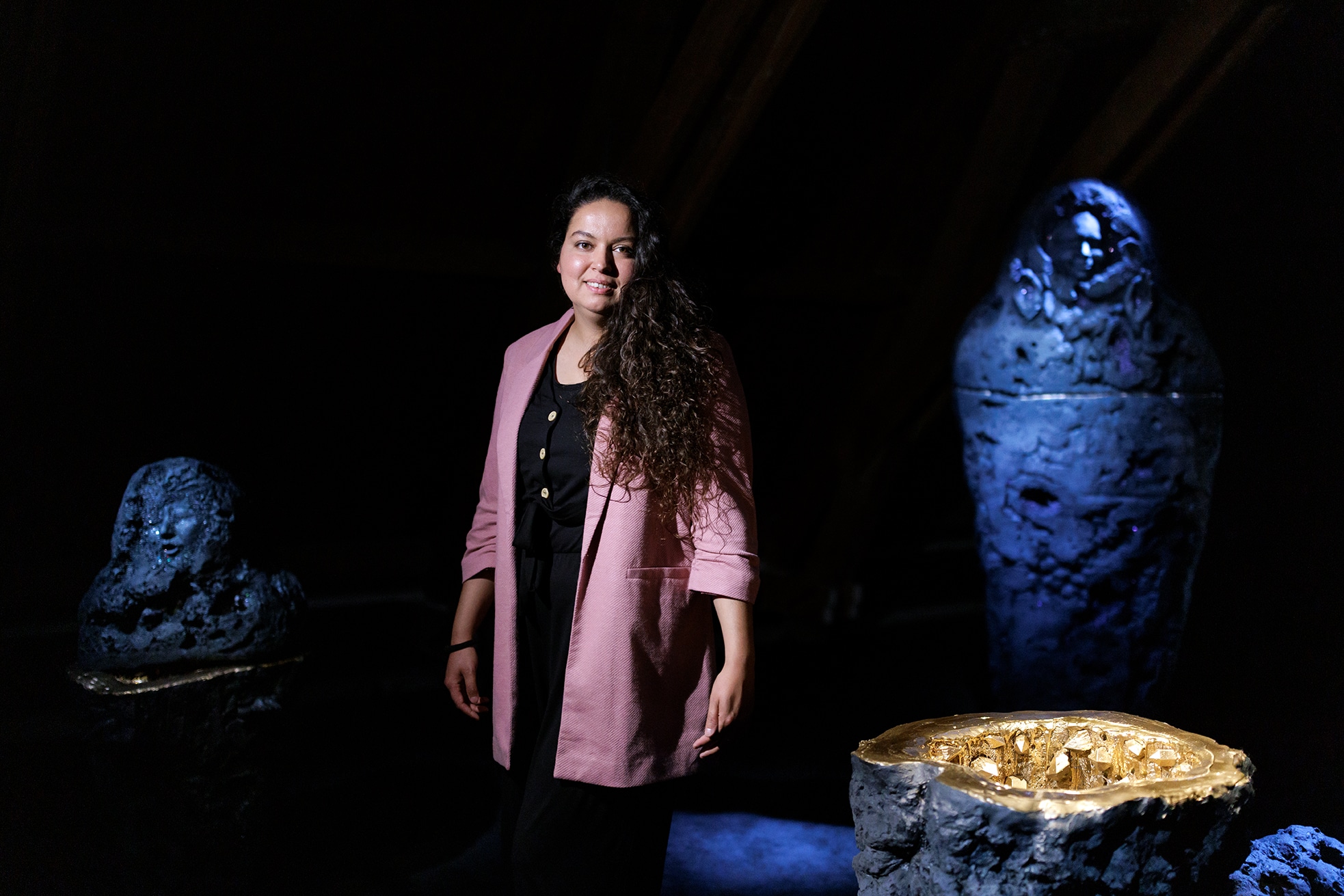 Wat doen die uil-achtige wezens op de zolder van het museum? Ze schudden slapende zielen wakker ...