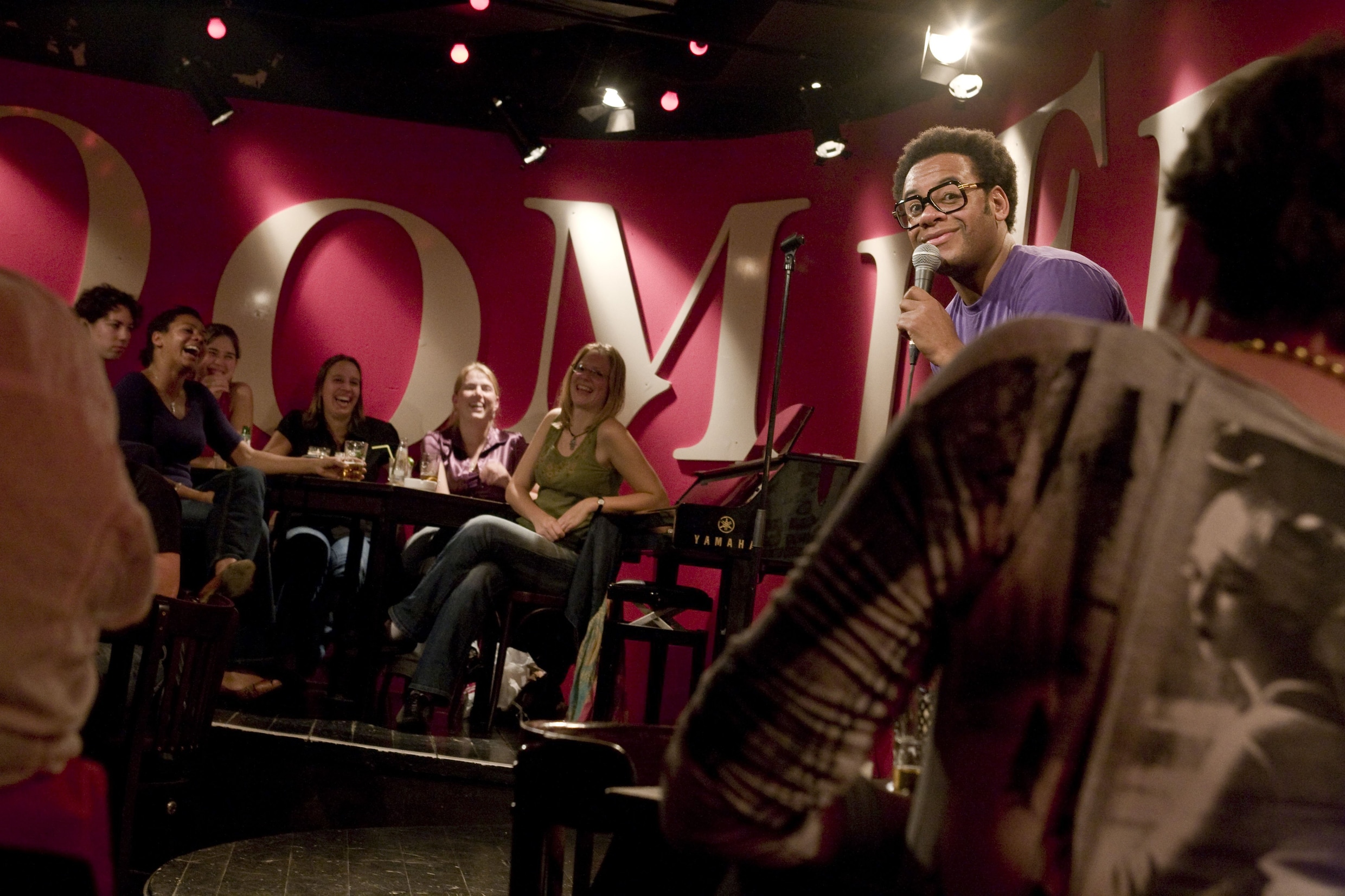 Comedytrain verruilt na dertig jaar café Toomler in het Hilton voor Westergas | de Volkskrant