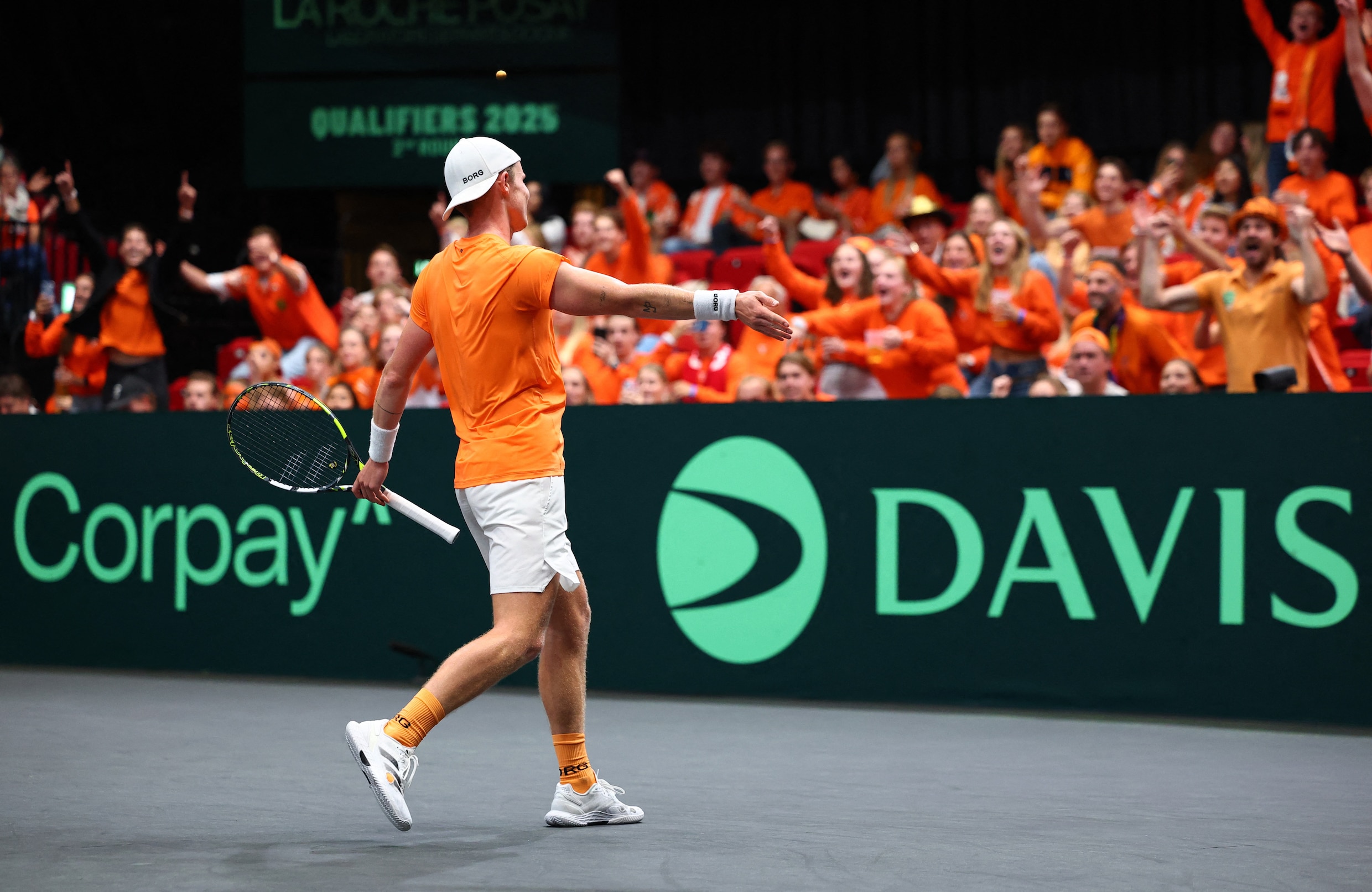 Even wennen: Davis Cup-team strandt voortijdig, Argentinië is maatje te ...