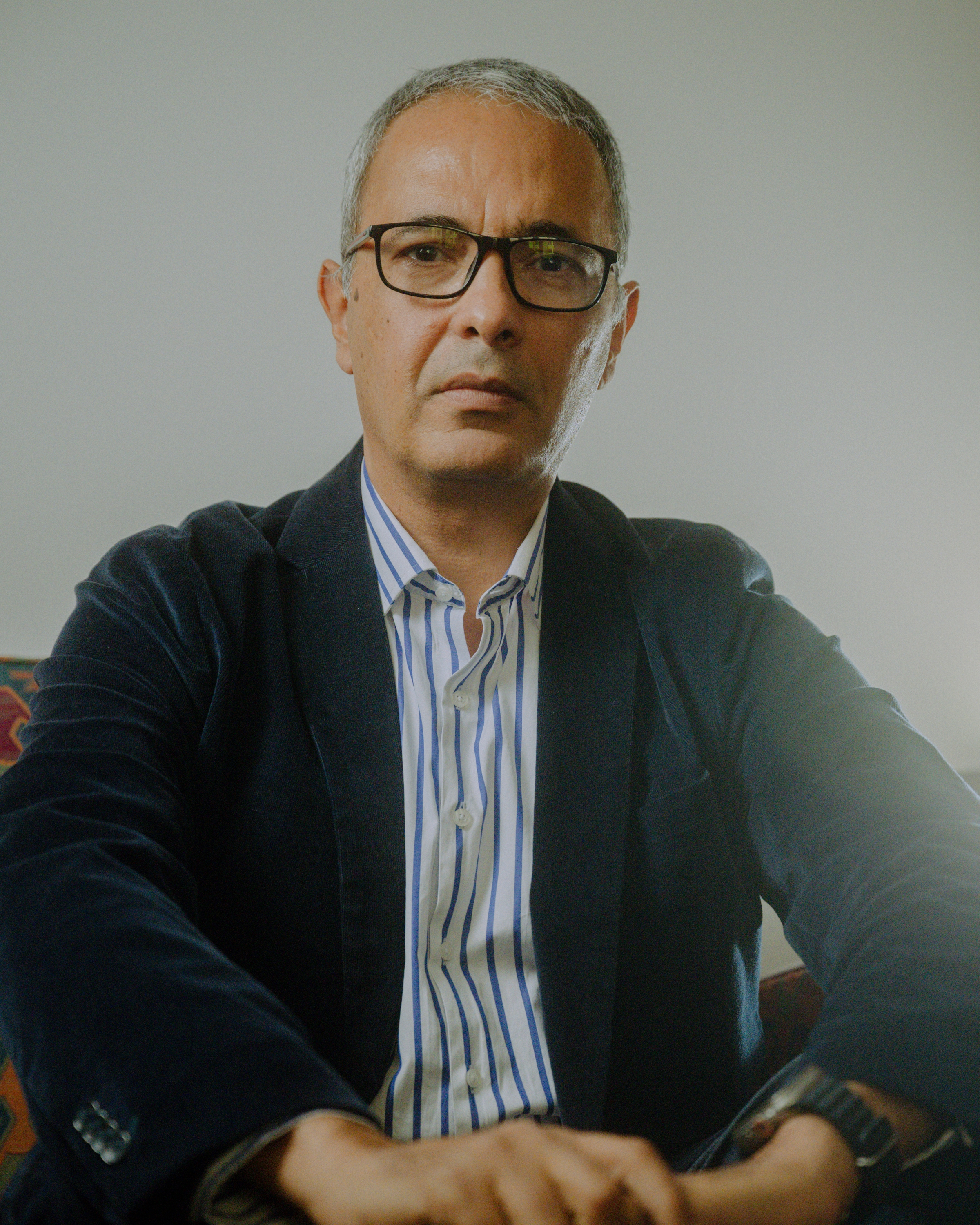 Algerije is nu één grote gevangenis, zegt de bekroonde schrijver Kamel ...