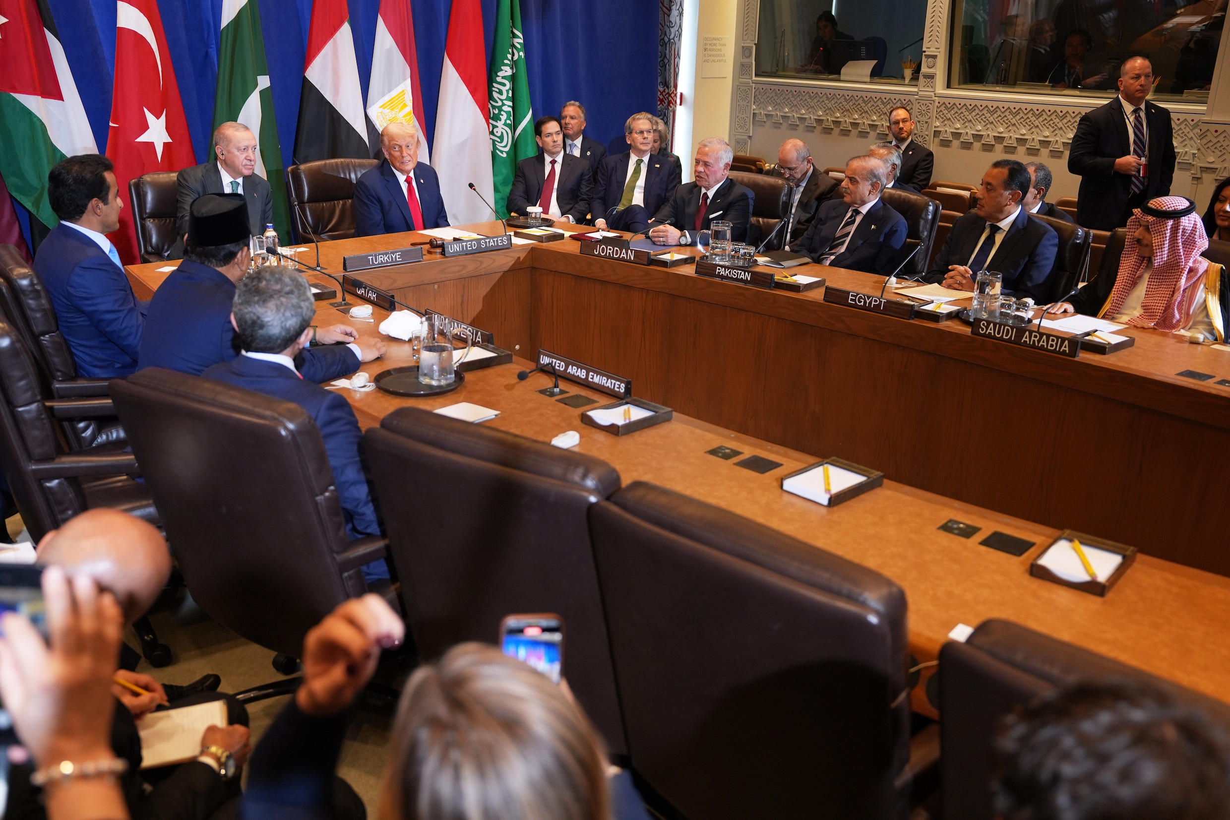 Live Midden-Oosten: Netanyahu bezoekt Trump in Witte Huis, waar het zal ...