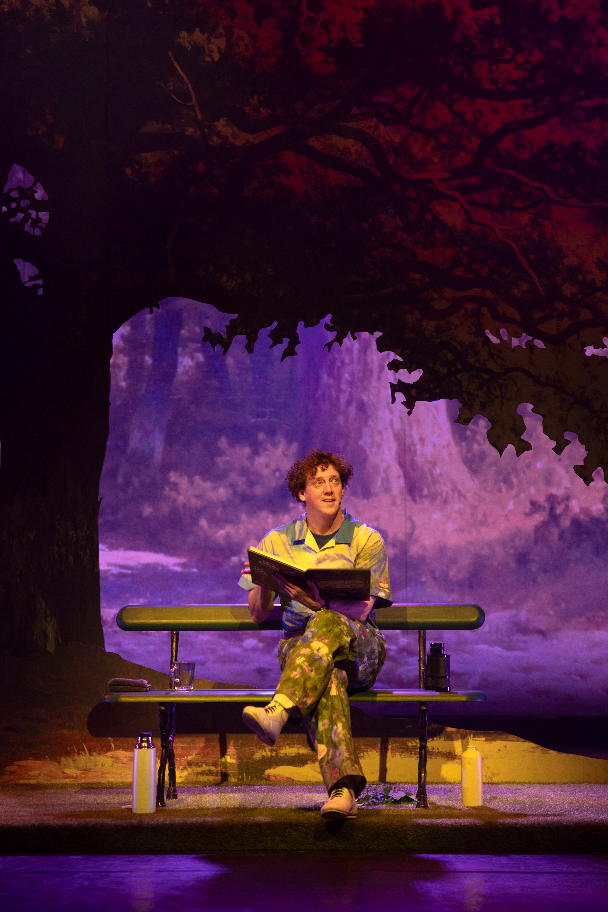 Cabaretier Soundos El Ahmadi wint haar eerste Poelifinario met haar ...