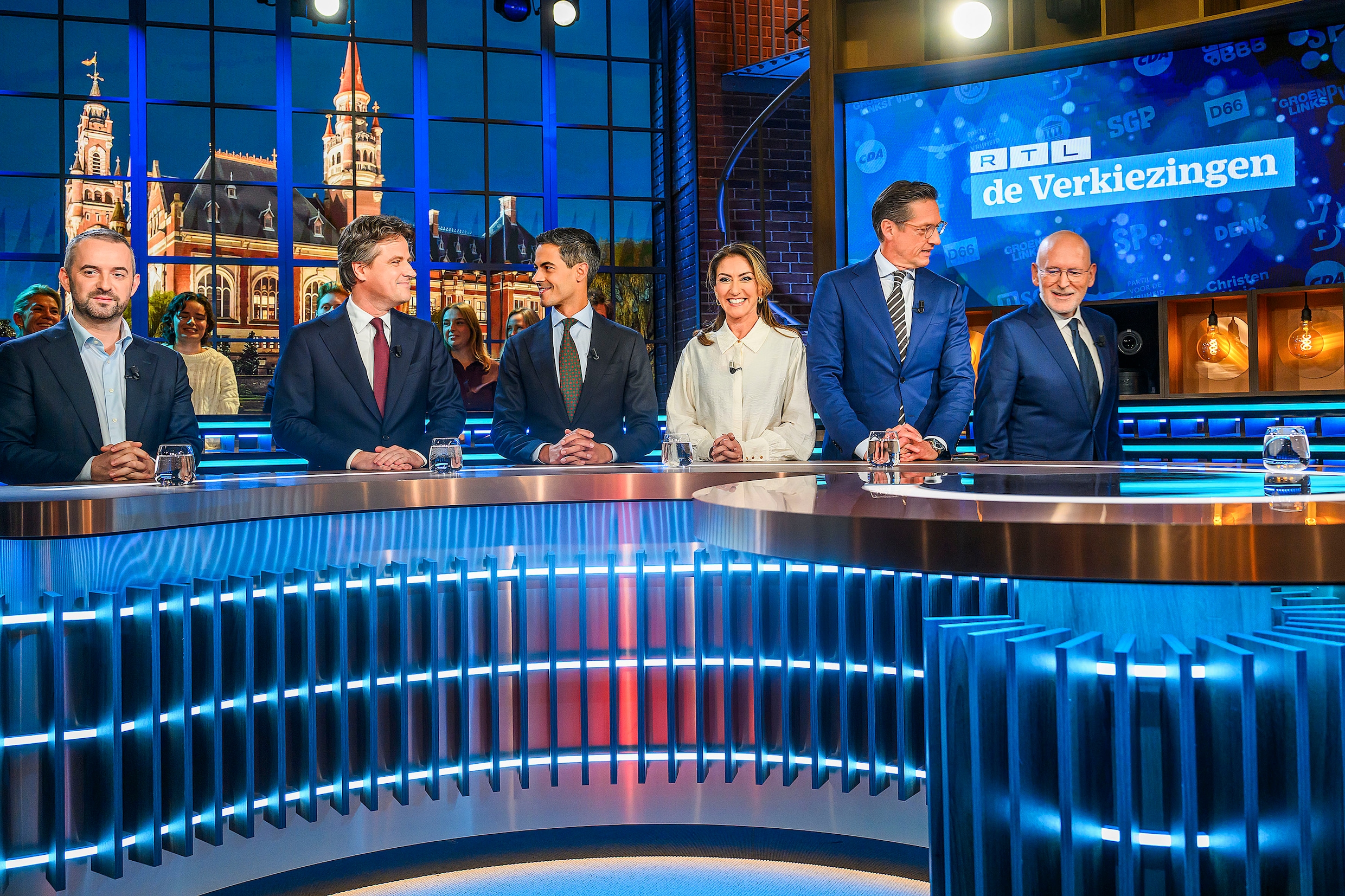 Opinie: Laat lijsttrekkers op tv een uur lang, zonder onderbrekingen ...