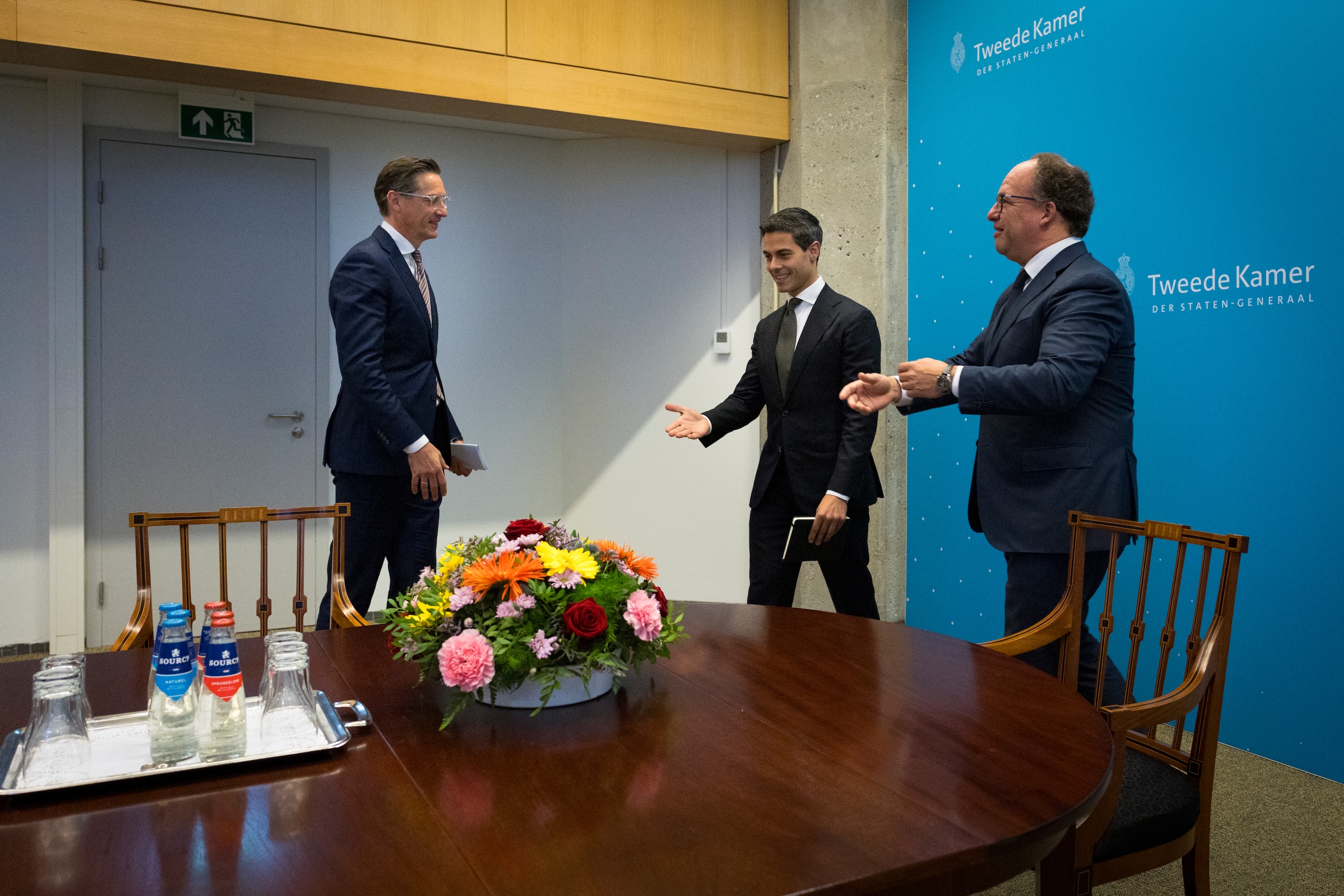 Formatie gaat wel even duren: partijleiders zitten nog diep in hun ...