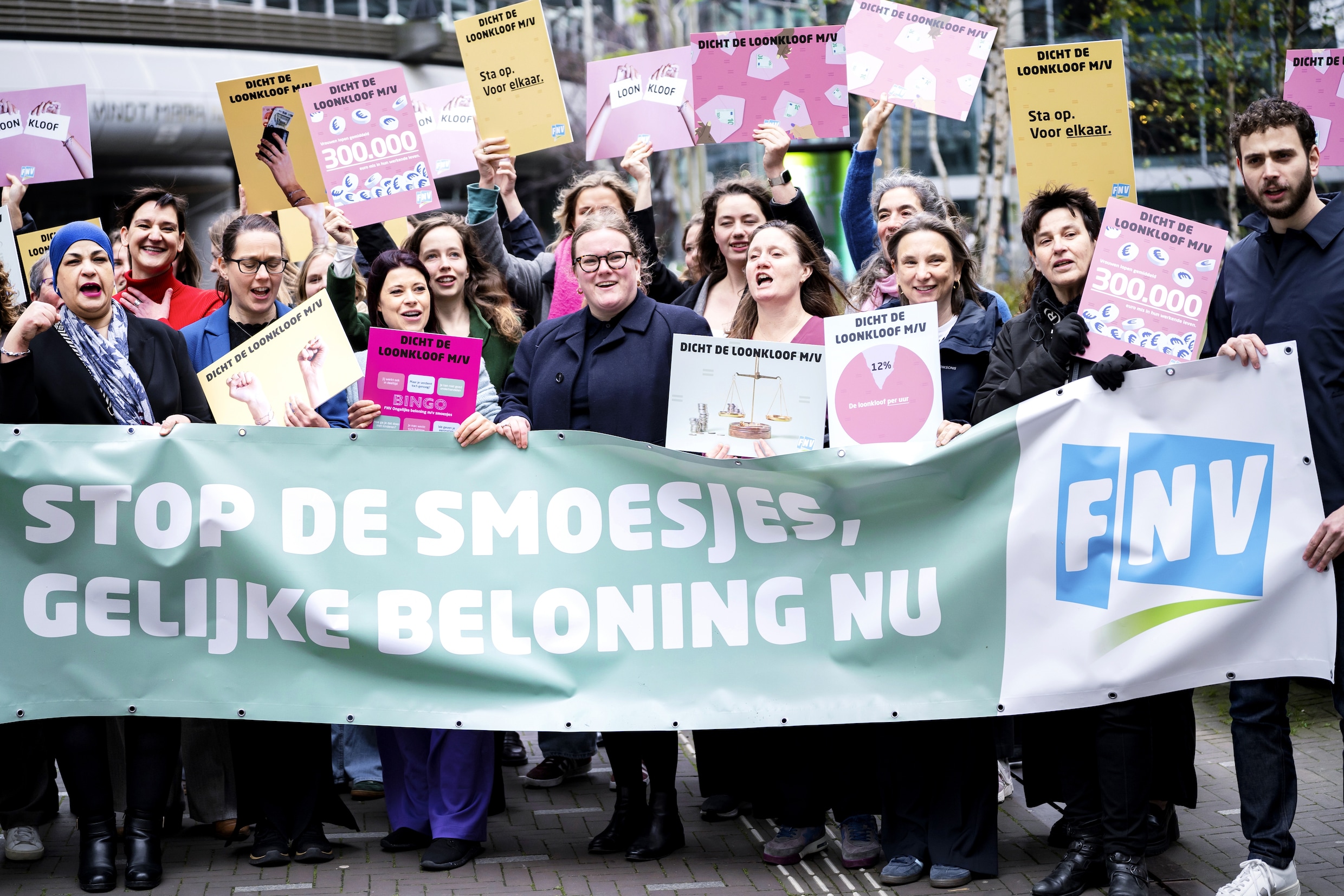 Opinie: De loonkloof tussen vrouwen en mannen verdwijnt niet met ...