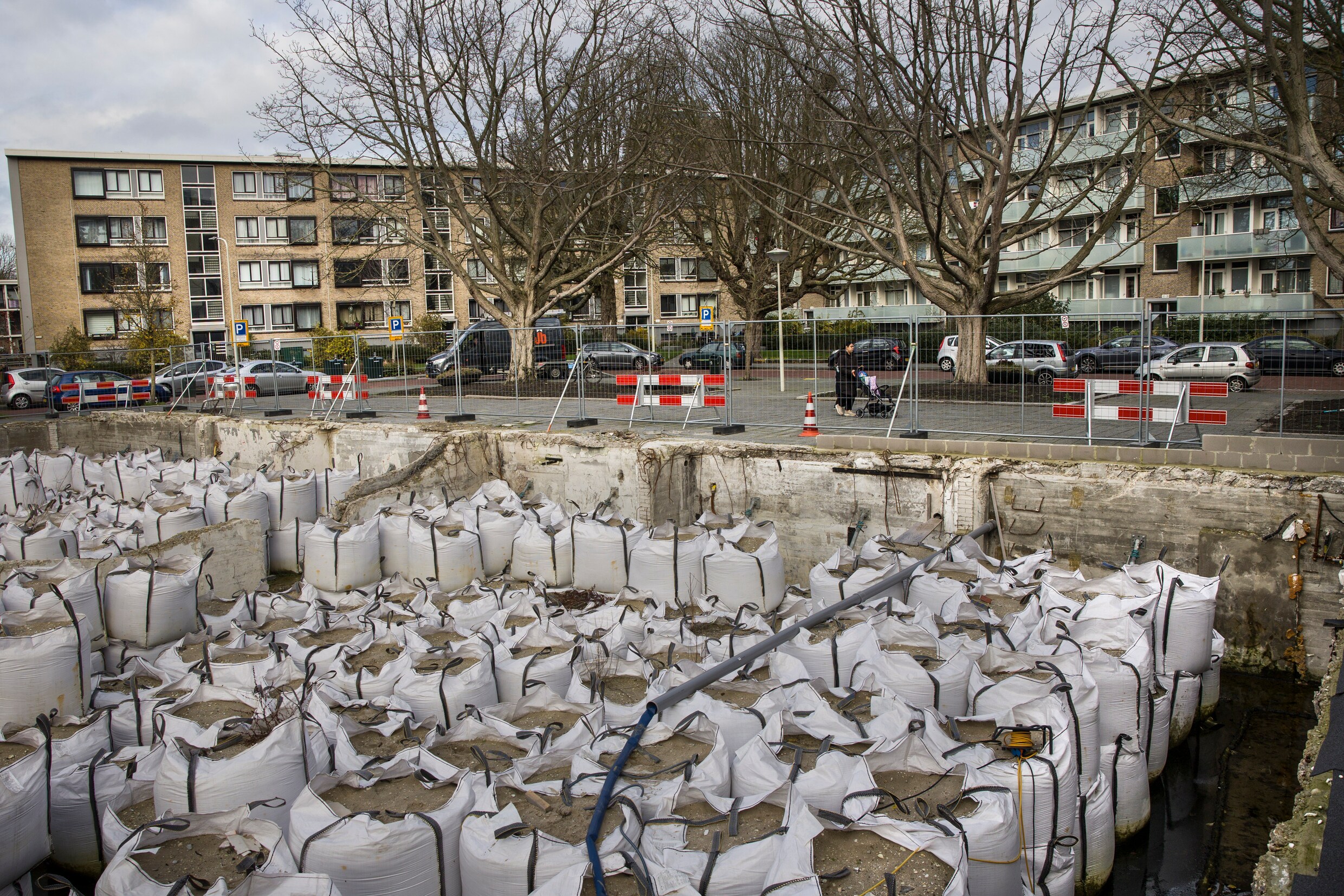 Eén jaar na de ramp aan De Tarwekamp is het verdriet nog vers | de ...
