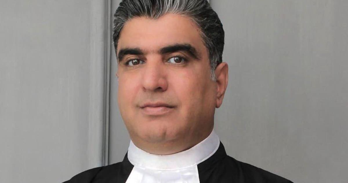 Advocaat Khosrow Alikordi gold in Iran als ‘stem van de onderdrukten ...