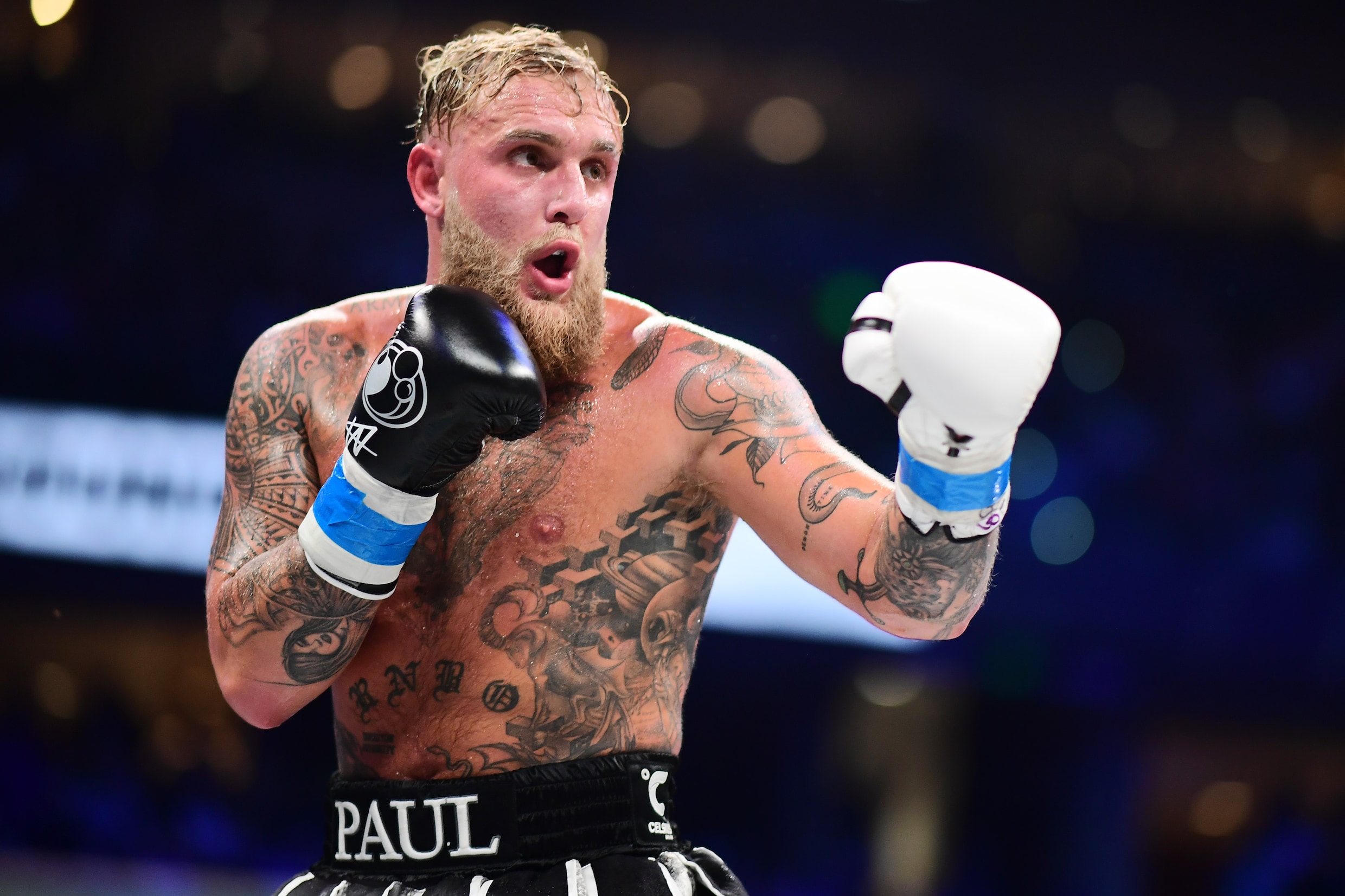 De volgende truc in het bokscircus van influencer Jake Paul: oud ...