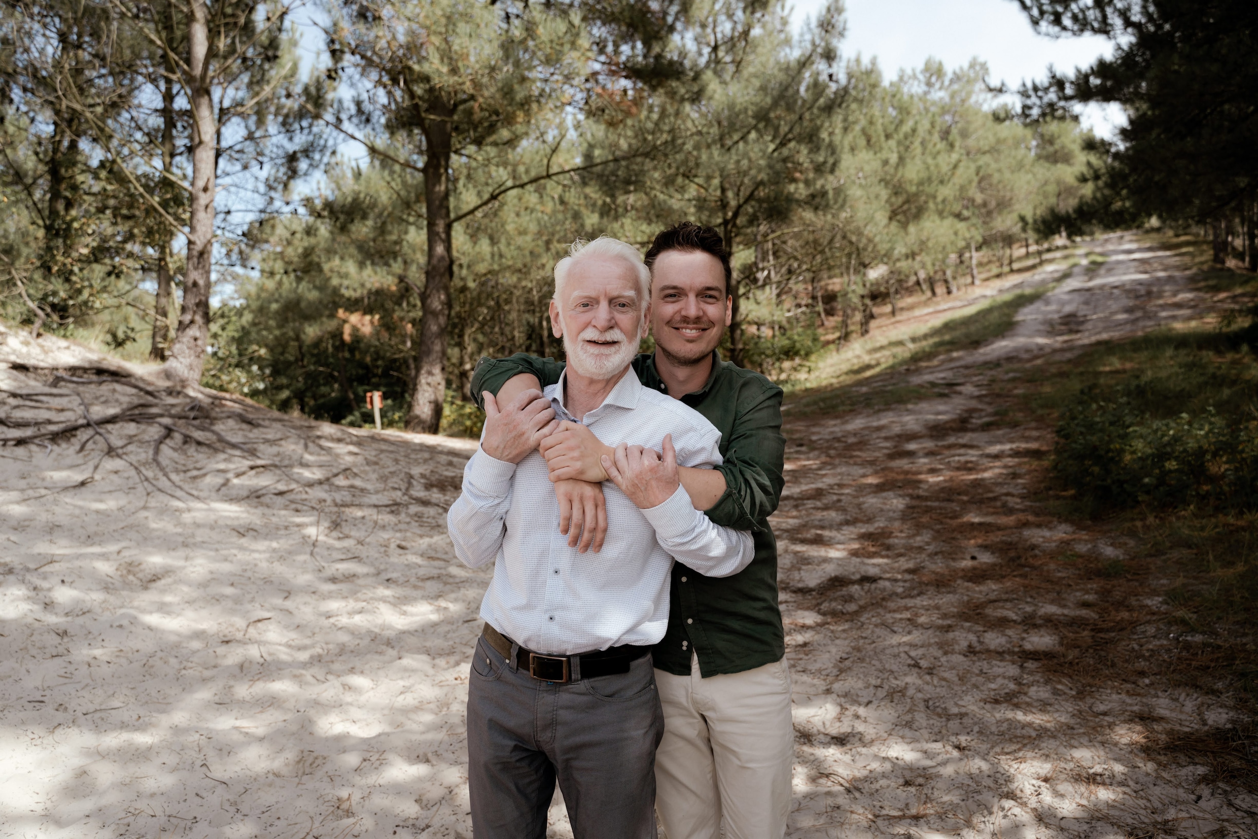 ‘Ik rouw meer om de vader die hij nooit is geweest en nooit meer zal ...